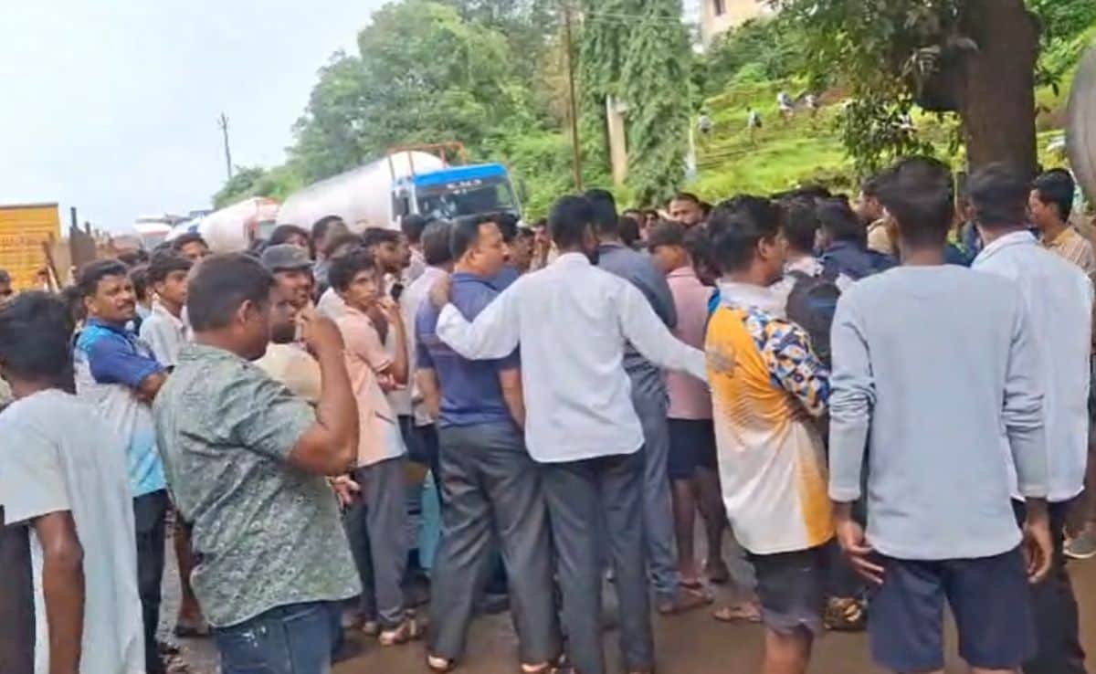 Another Gas Tanker accidents on Mumbai-Goa highway Locals blocked the highway