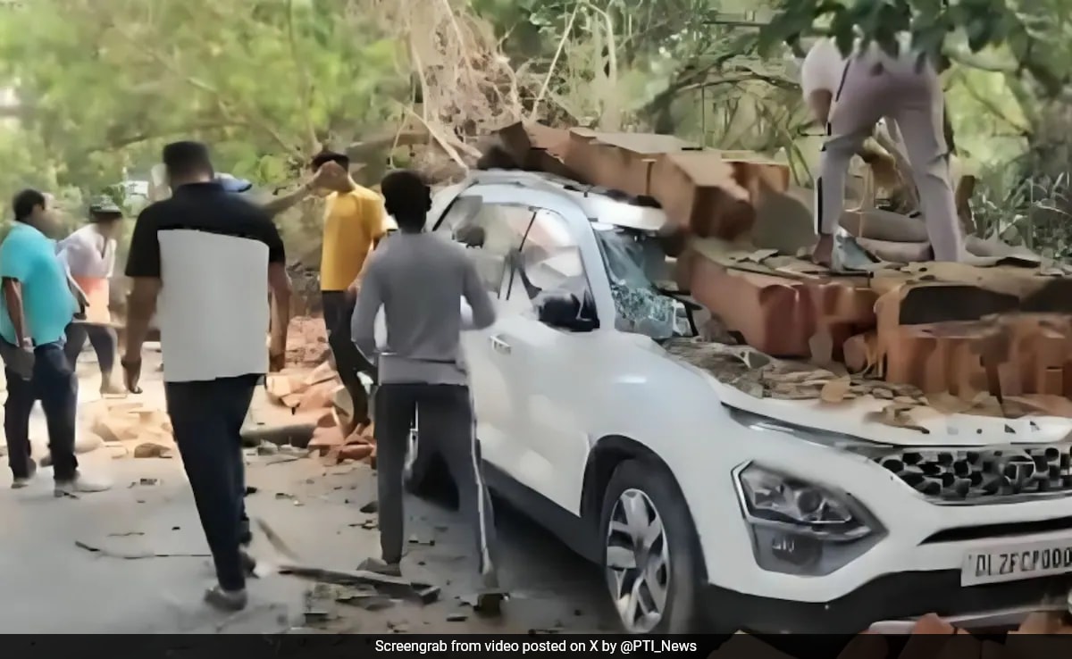 Man Injured, 5 Parked Vehicles Damaged As Wall Collapses In Delhi's ...