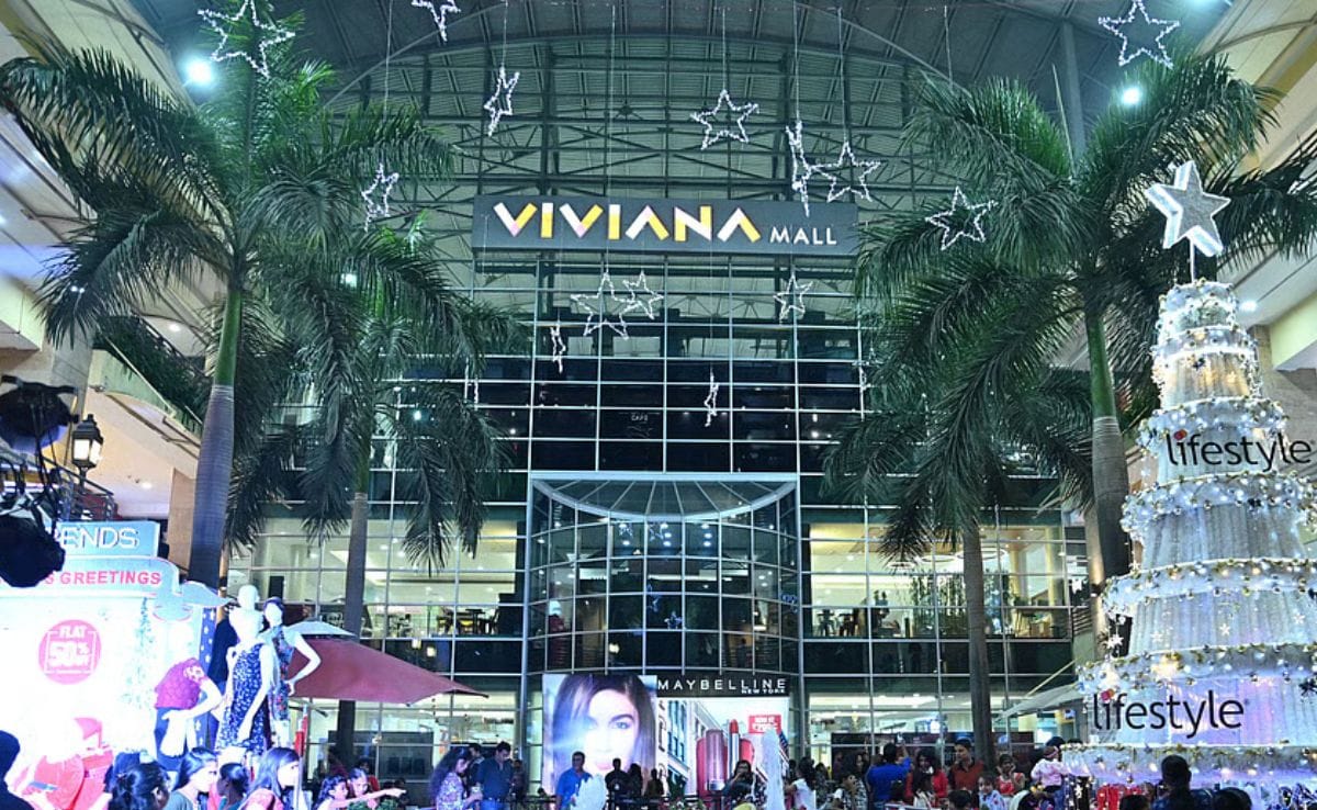 Thane's Viviana Mall rename ad lake shore Mall
