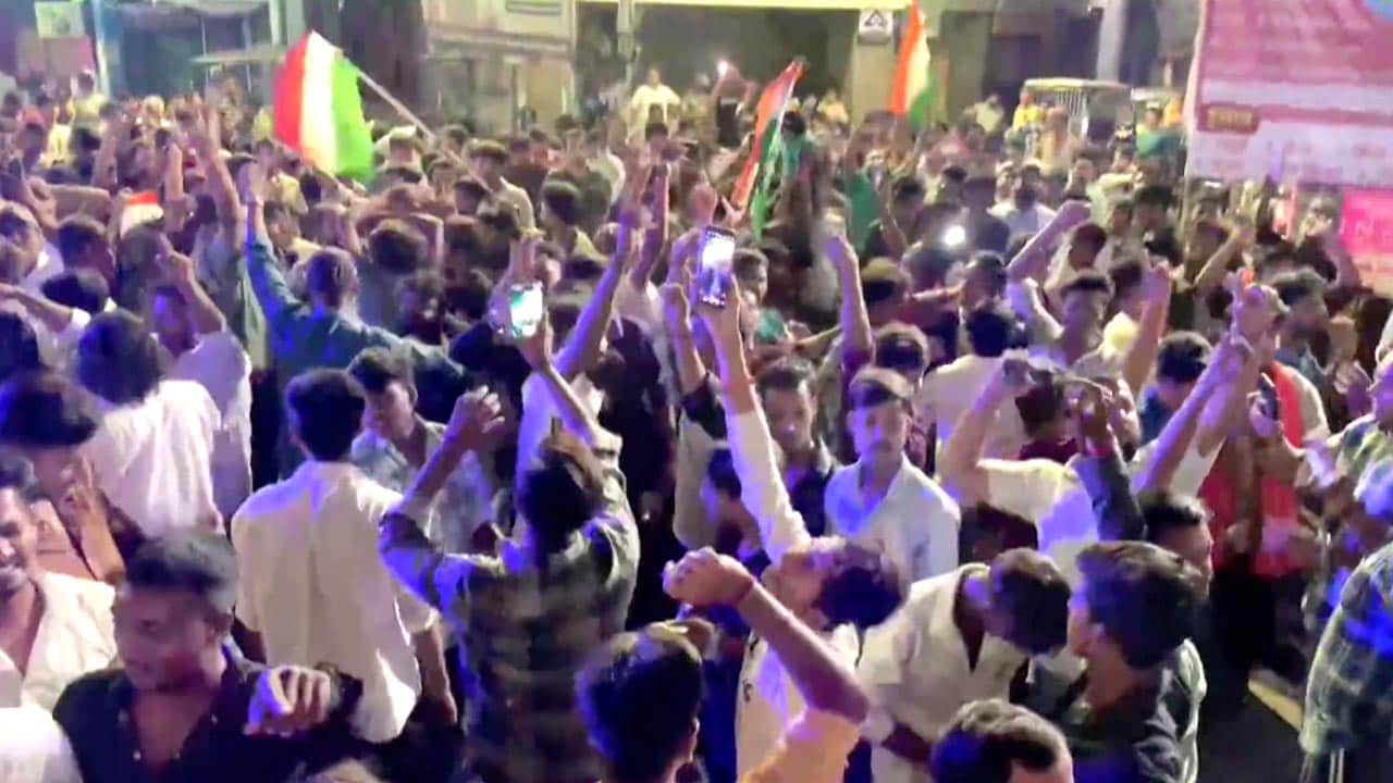 Fans Celebrate Victory After India Beats Pakistan In Asia Cup 2025 ...