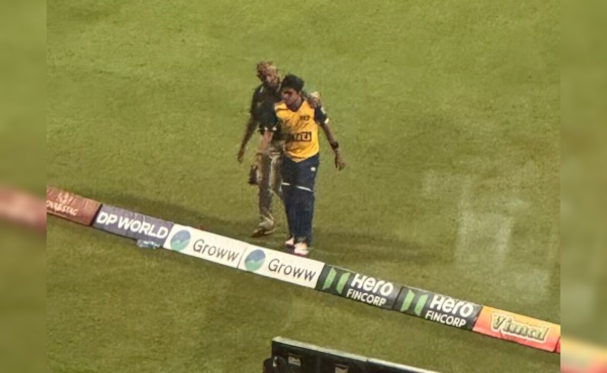 एशिया कप में खेल रहे श्रीलंकाई क्रिकेटर के पिता का हुआ निधन, हार्ट अटैक ...