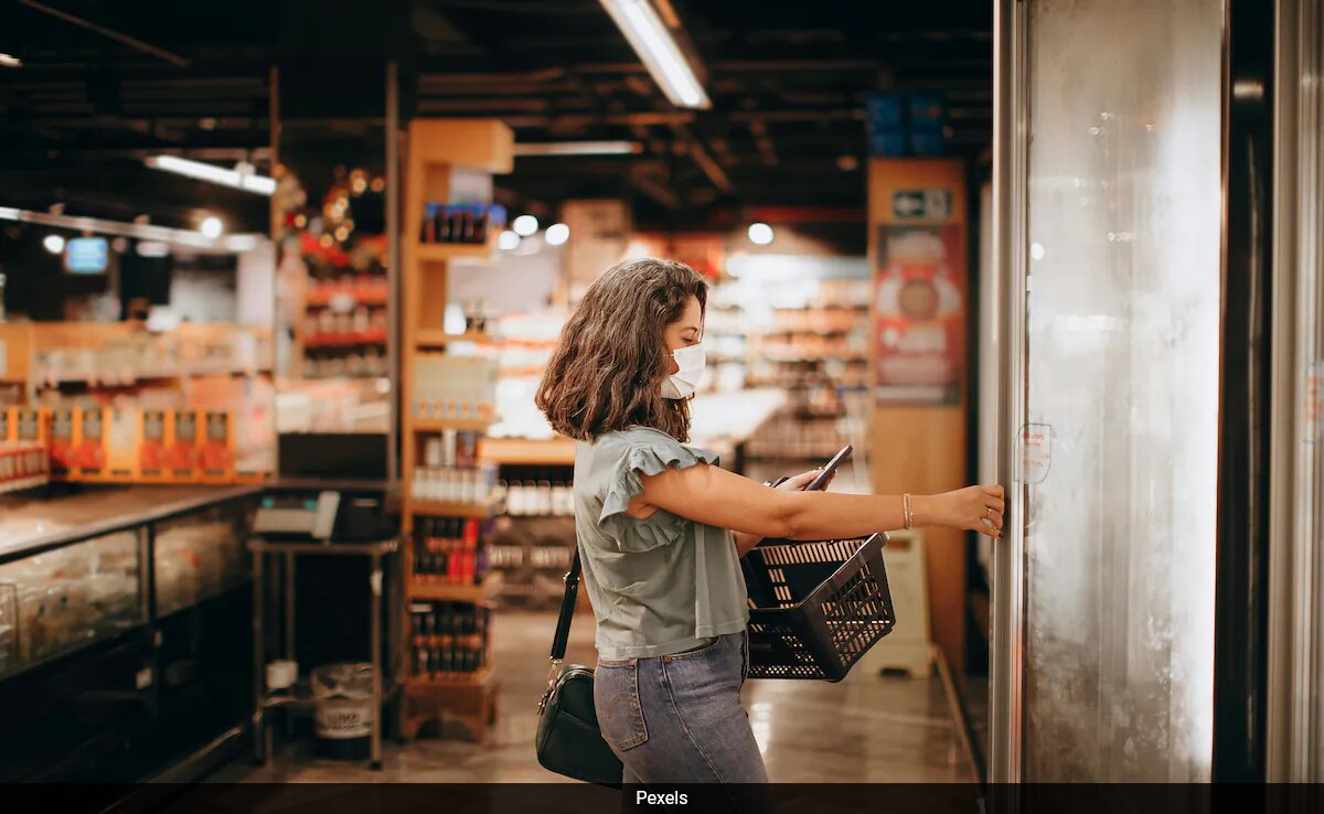 Chinese Woman Trapped In -20 Degree Celsius Freezer Rescued Just In ...