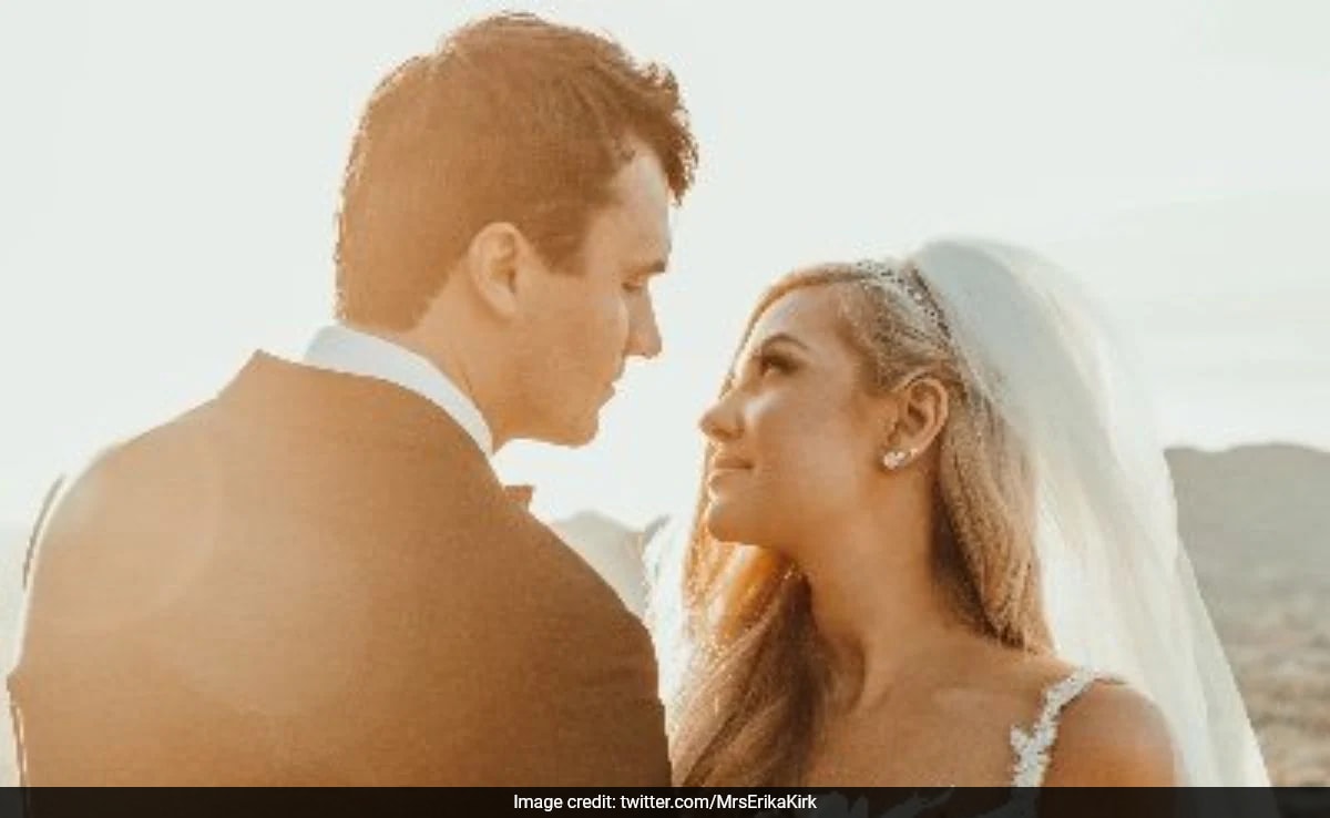 Charlie Kirk Shot Dead: "Help In Trouble": Charlie Kirk's Wife Shared ...