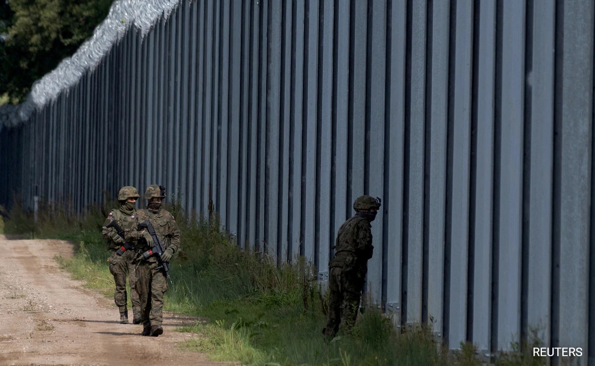 Poland Shuts Down Airports, Scrambles Jets After Russian Strikes On ...