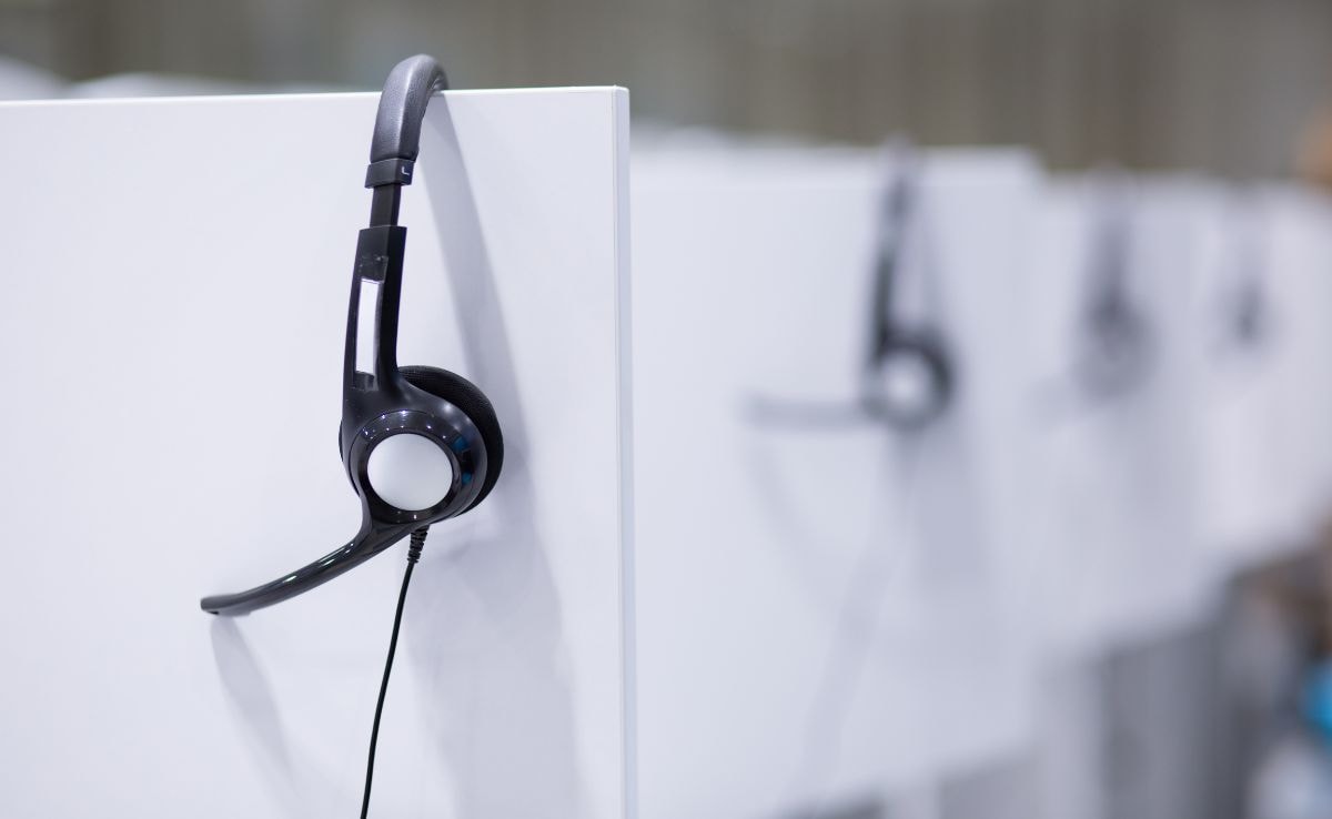 Fake Call Center Busted in Gujarat's Bhilad, 12 Accused from Mumbai ...