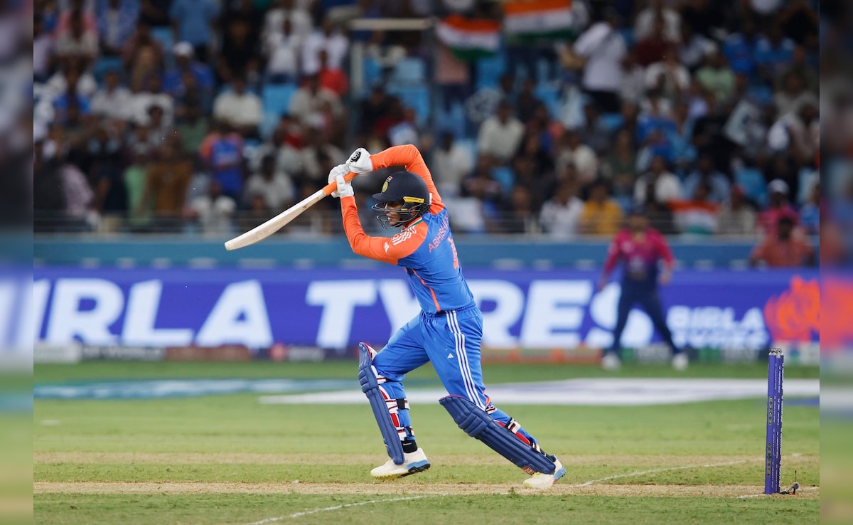 Asia Cup 2025: अभिषेक शर्मा ने रचा इतिहास, ऐसा महारिकॉर्ड बनाने वाले ...