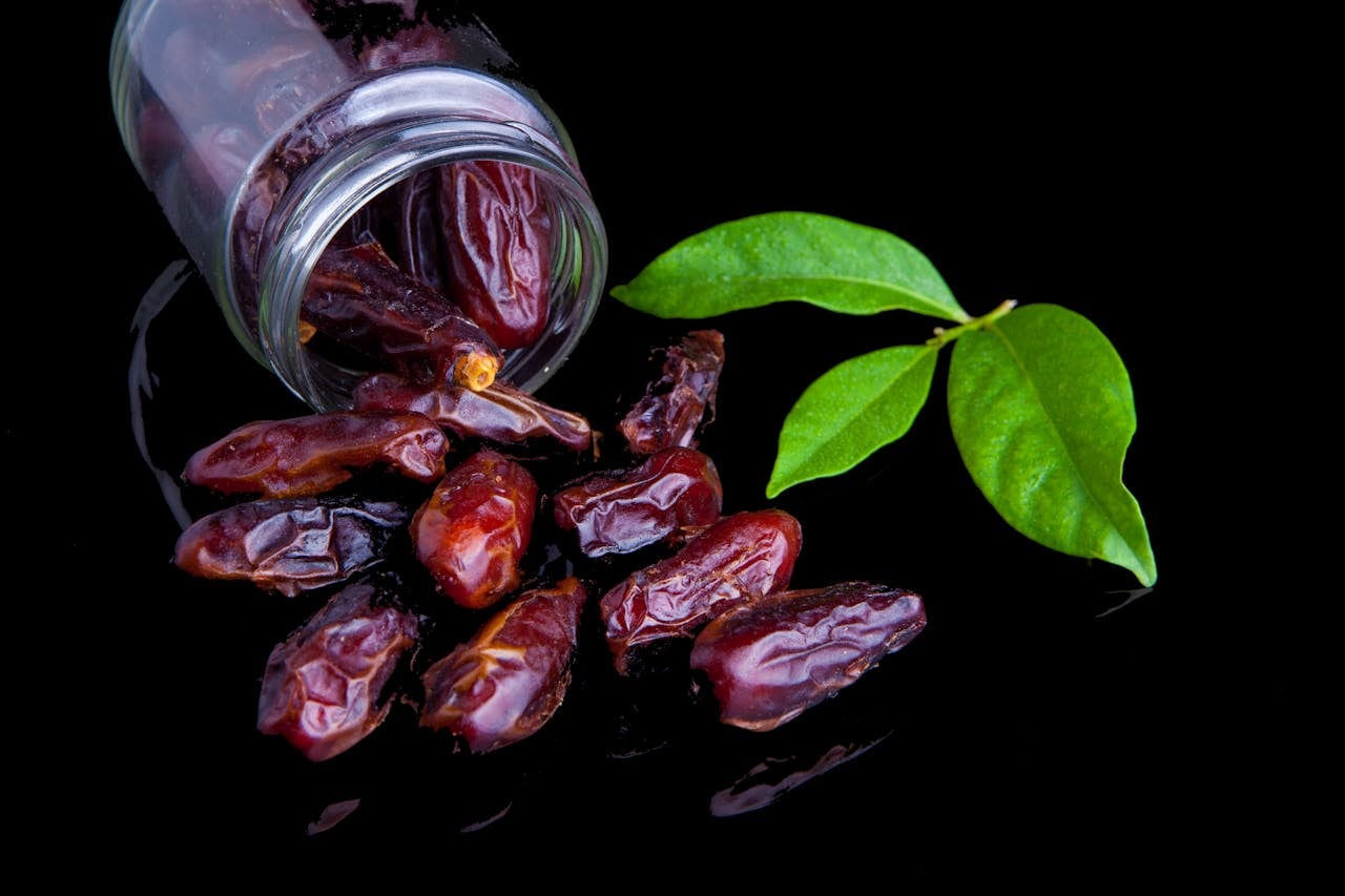 Why Dates Are The Best Sweetener And How To Use Them