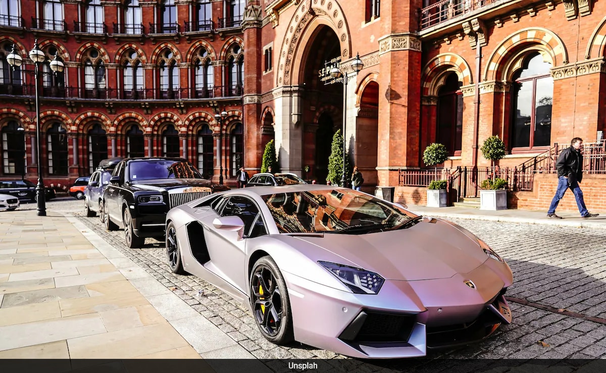 Social Media Influencers Rent Rs 6 Crore Supercars Just For Instagram ...