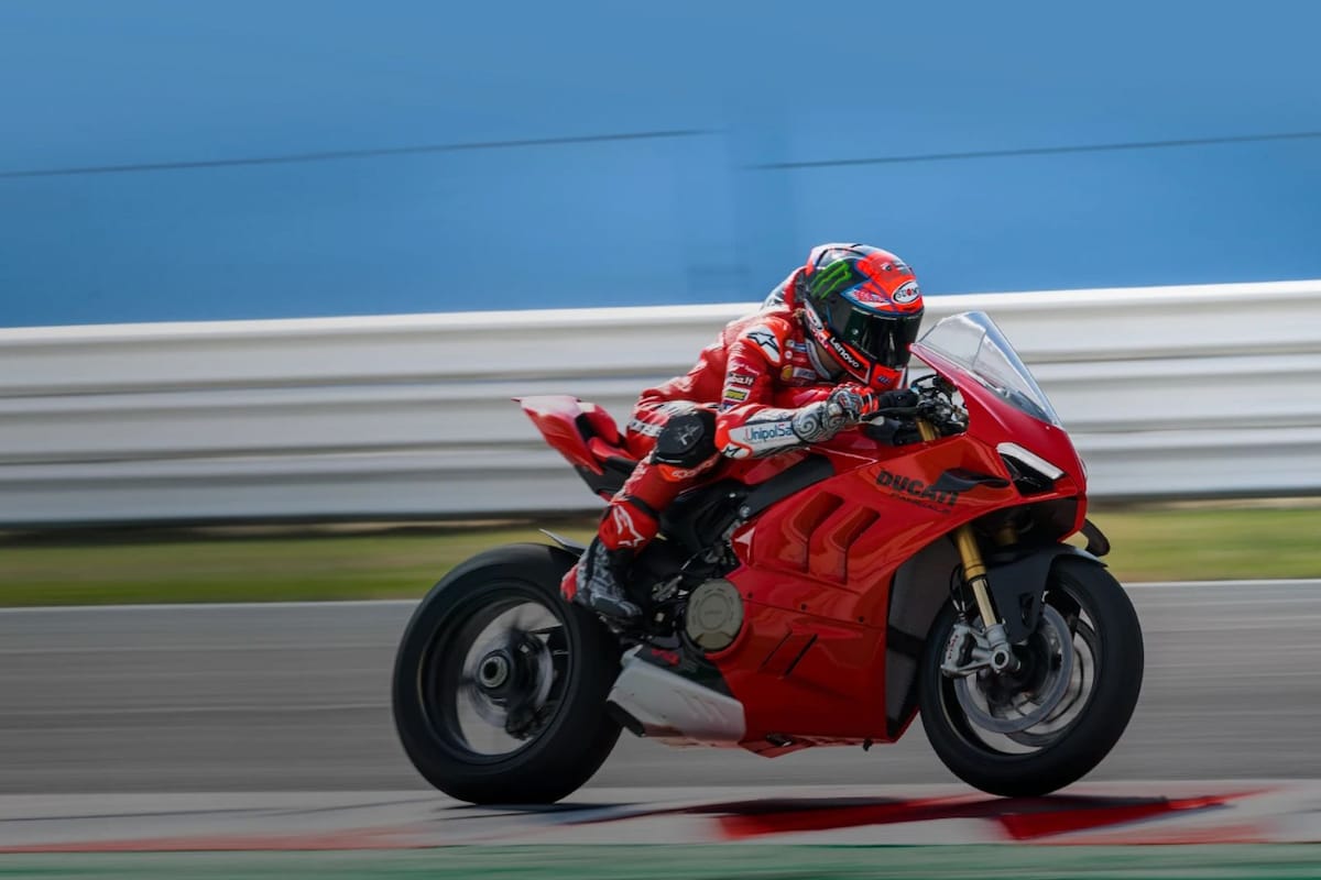 Ducati Panigale V4, Streetfighter V4 Recalled Over Axle Defect Affecting 393 Units In India