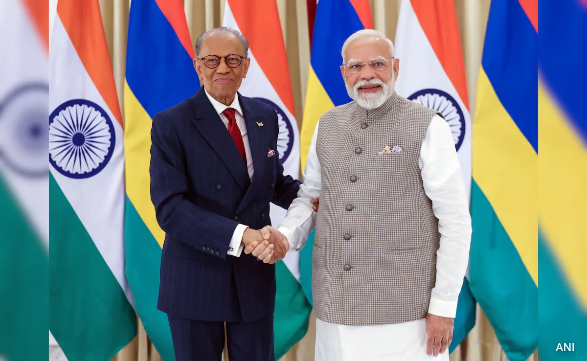 India Announces $680 Million Economic Package For Mauritius
