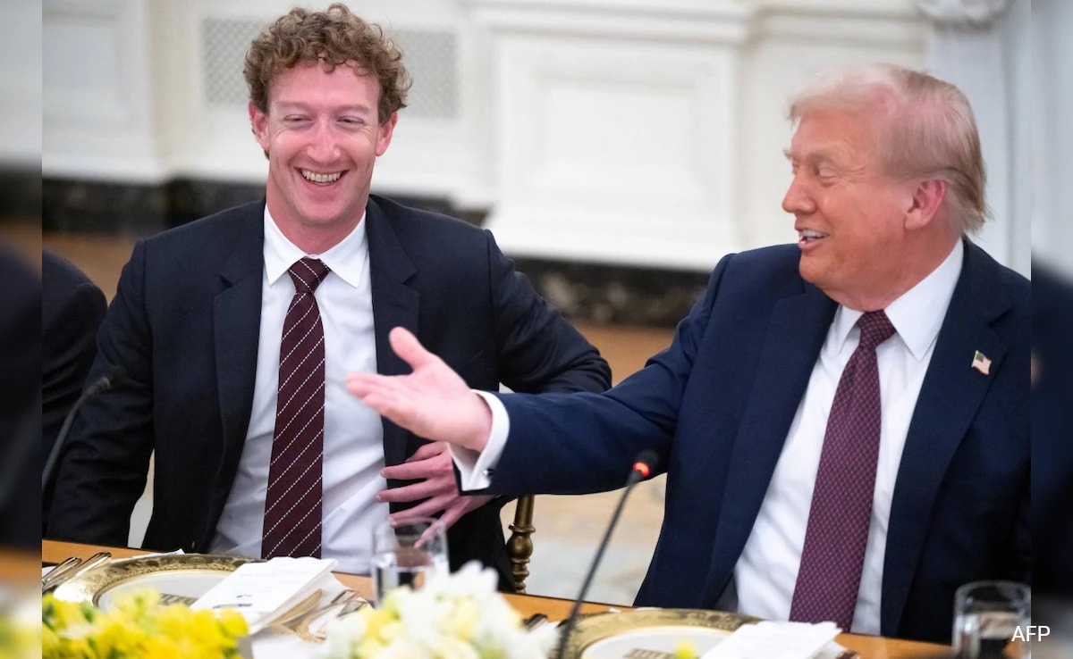 Video: Donald Trump Teases Mark Zuckerberg About His "Political Career ...