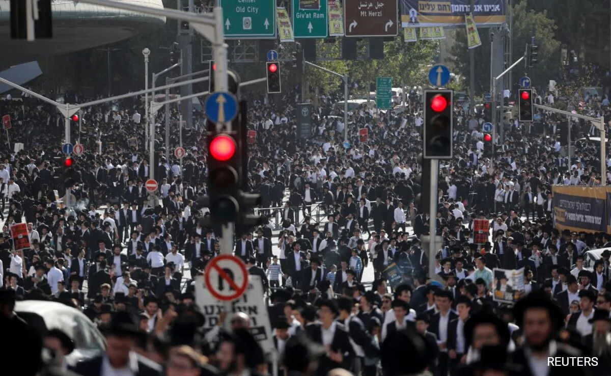 Massive Protest Rocks Israel As Ultra-Orthodox Jews Oppose Military Draft
