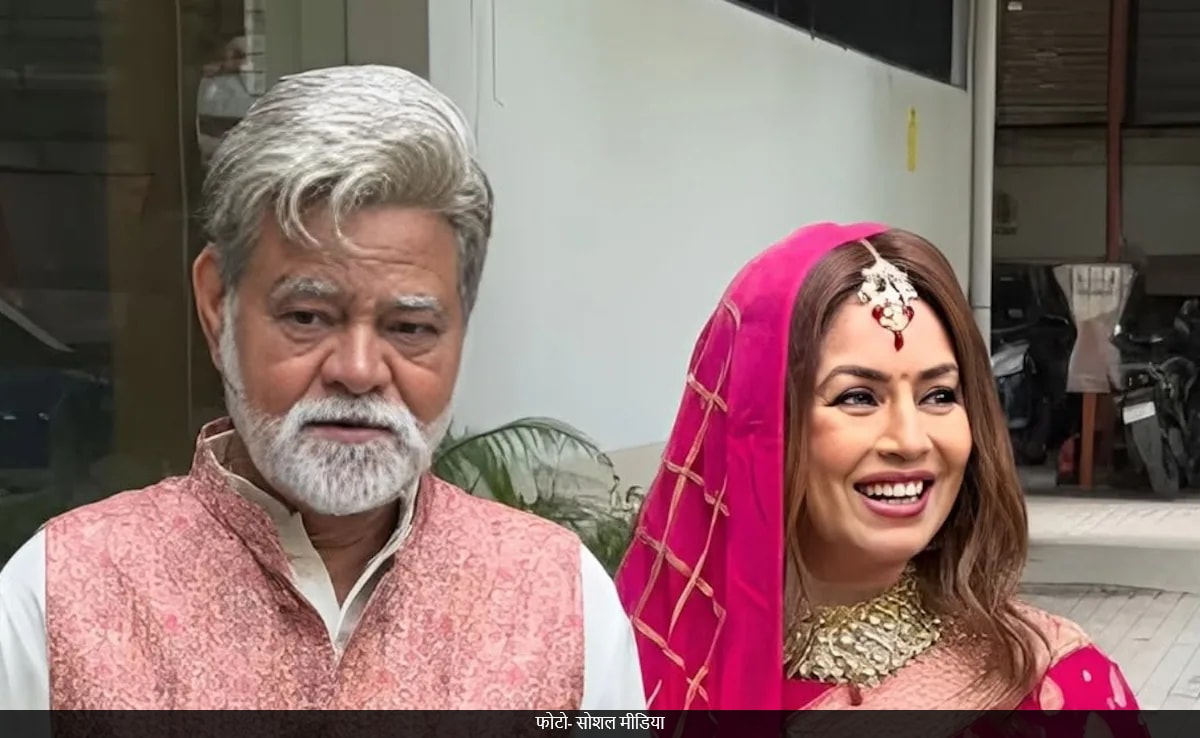52 साल की Mahima Chaudhary से कितने बड़े हैं Sanjay Mishra, दूल्हा-दुल्हन की इस जोड़ी को देख ...