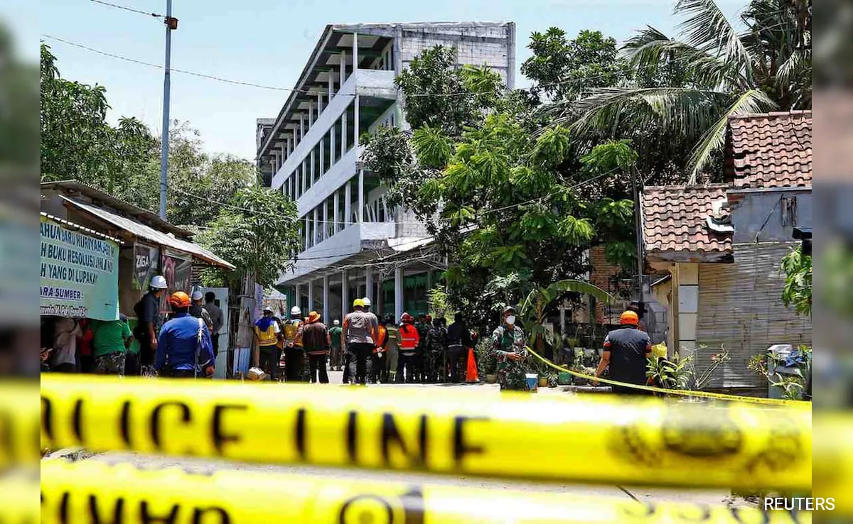 'No More Signs Of Life' For 59 Students In Indonesia School Collapse