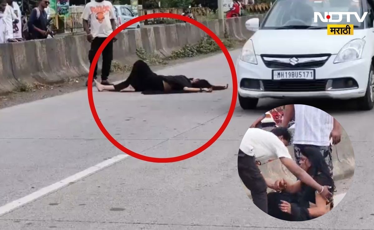 Buldhana News Video of drunk woman shouting on the road goes viral