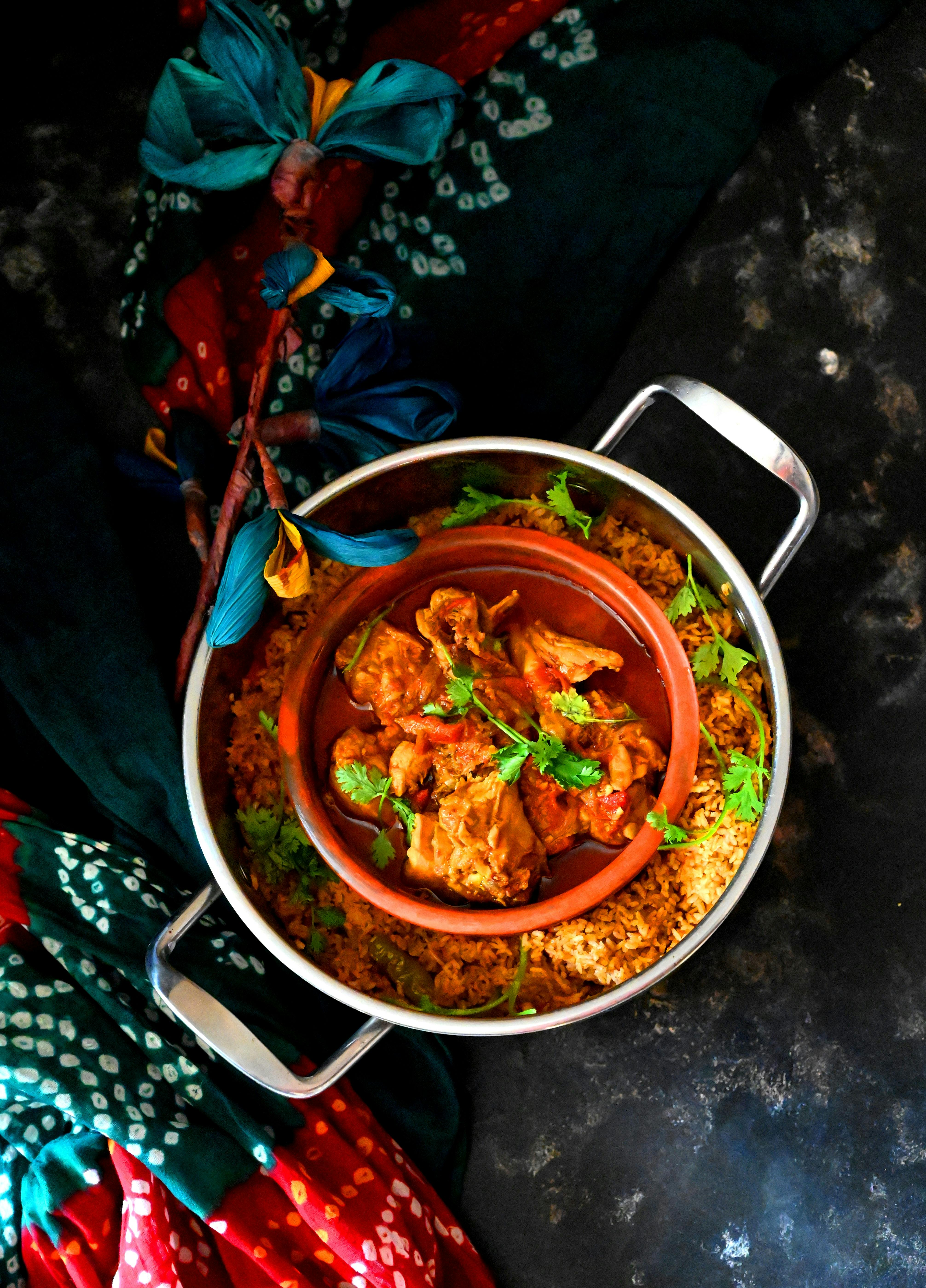 How To Make Creamy Dhaniya Murgh