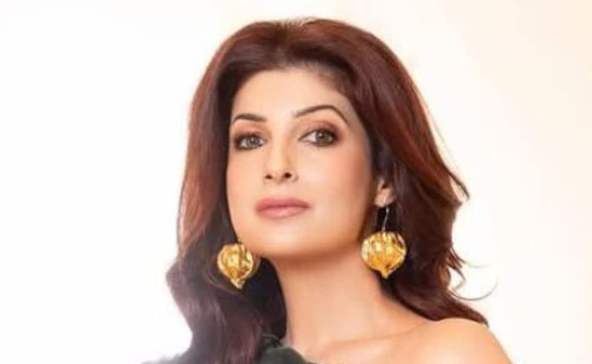 'I Treat My Problems Like Helium Balloons': How Twinkle Khanna Stays ...