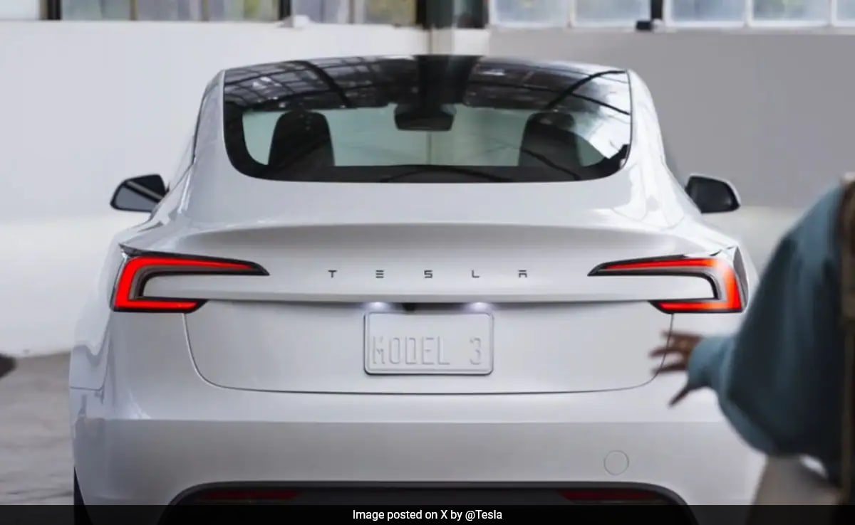 Tesla Cars Now Start At Under $40,000 To Counter Loss Of US EV Incentives