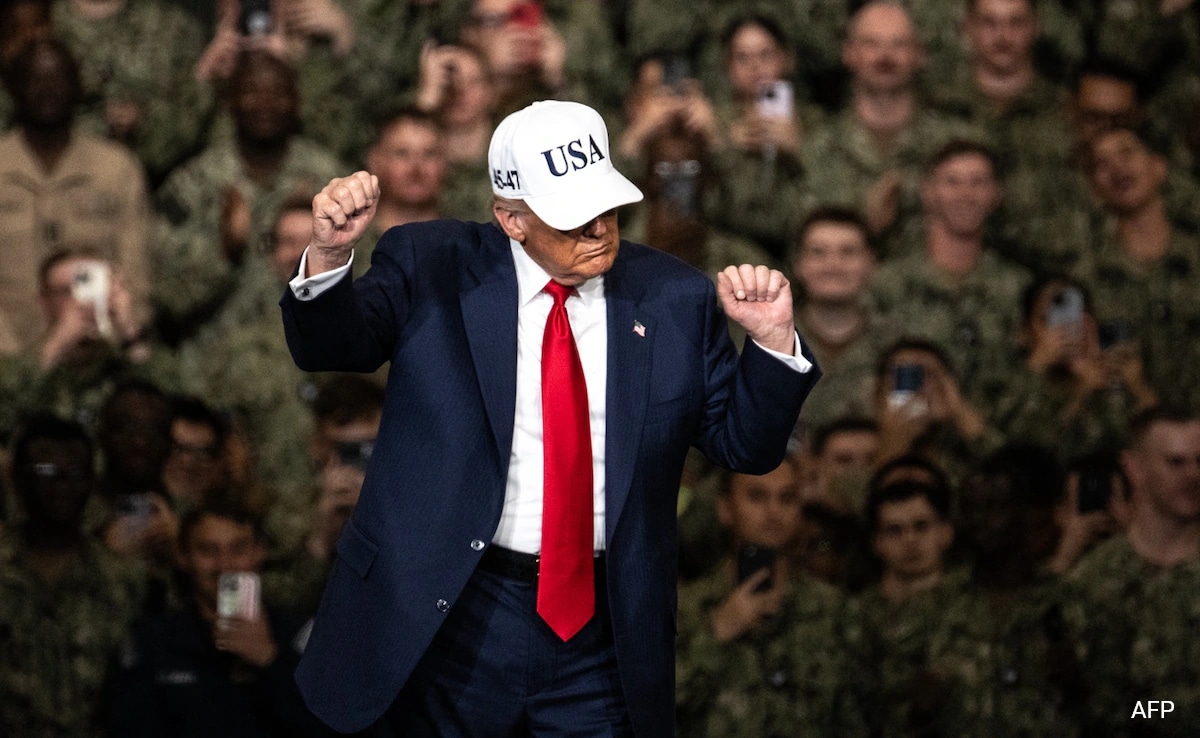Donald Trump Dances To 'YMCA' With Marines Aboard US Aircraft Carrier ...