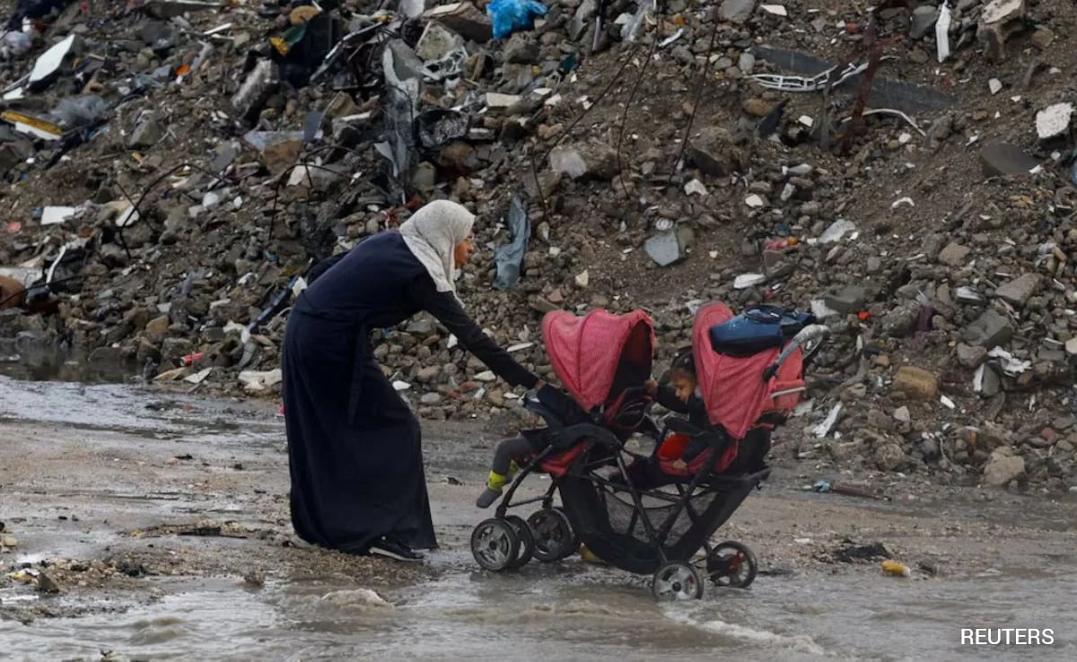 Floods Swamp Homeless Palestinians' Tents In Gaza As Winter Looms