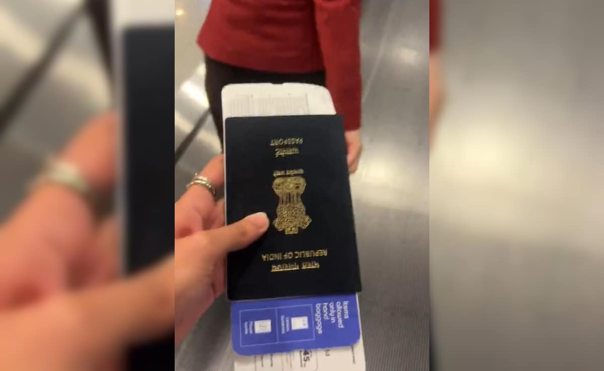 Viral: How A Kuala Lumpur Airport Staffer Helped Indian Woman Catch Her ...