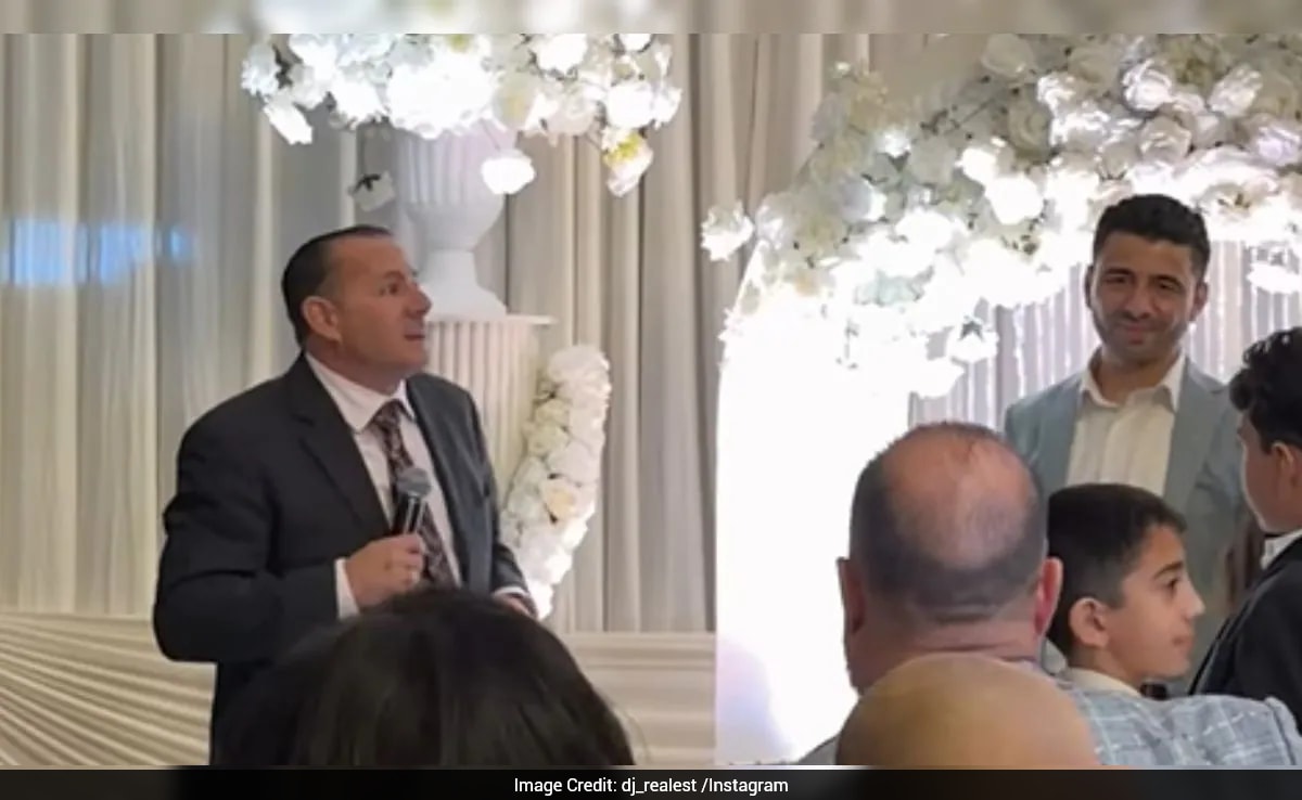 Italian Guest Turns Chicago Wedding's "Joota Chupai" Ceremony Into A ...