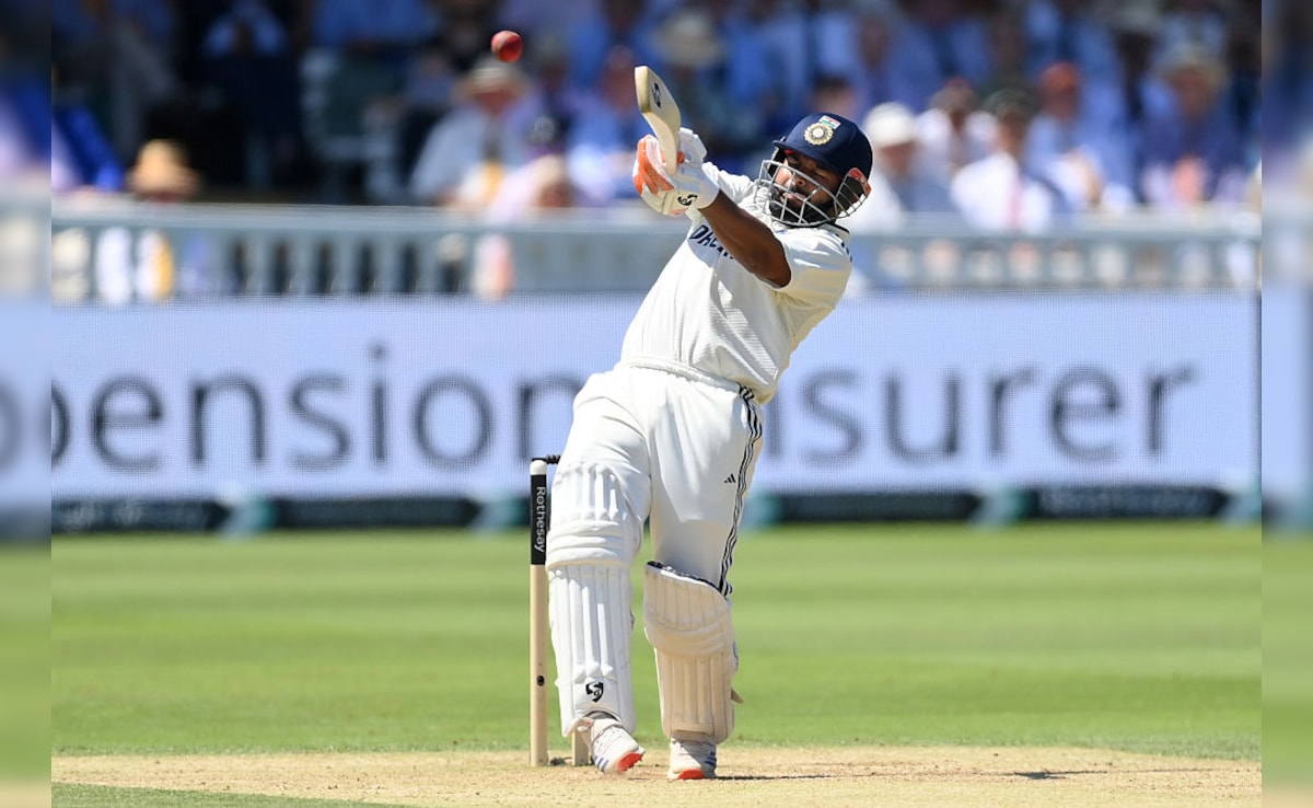 ऋषभ पंत ने बदल दिया भारतीय क्रिकेट का इतिहास, वीरेंद्र सहवाग का रिकॉर्ड ...