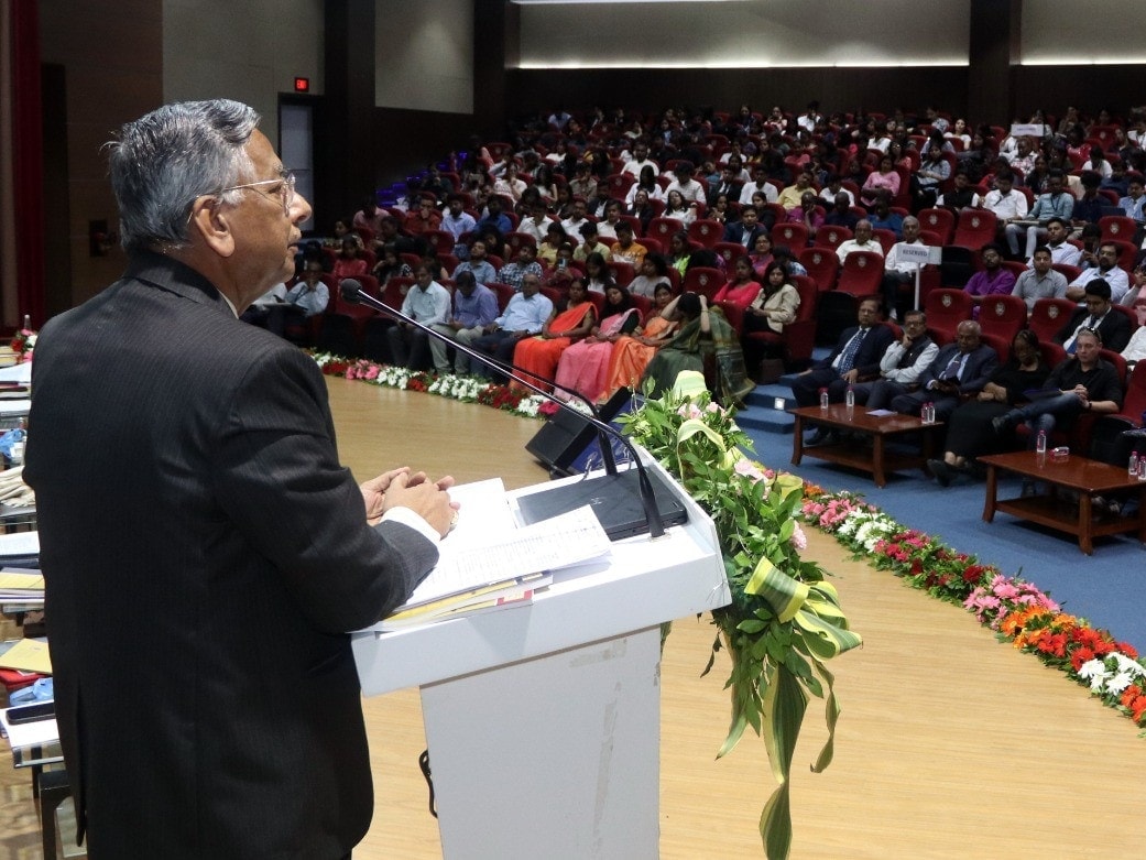 BCI Conference: Social media Connects World But Distorts Ethical ...