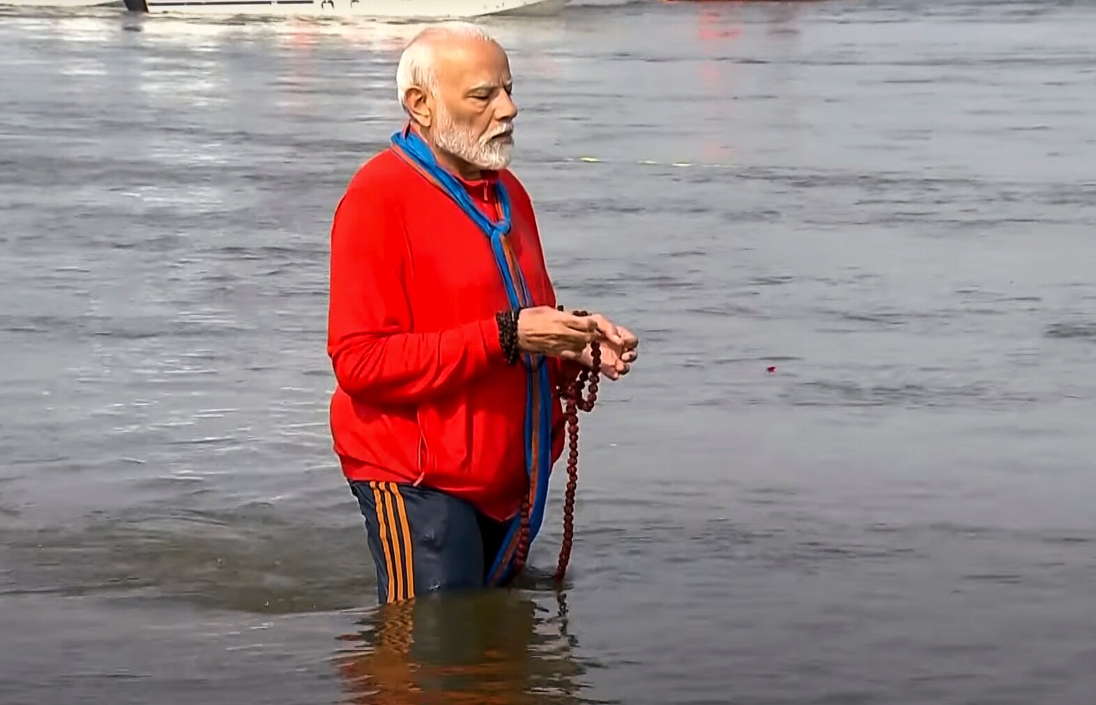 Maha Kumbh 2025: Prime Minister Narendra Modi Takes Holy Dip At Sangam