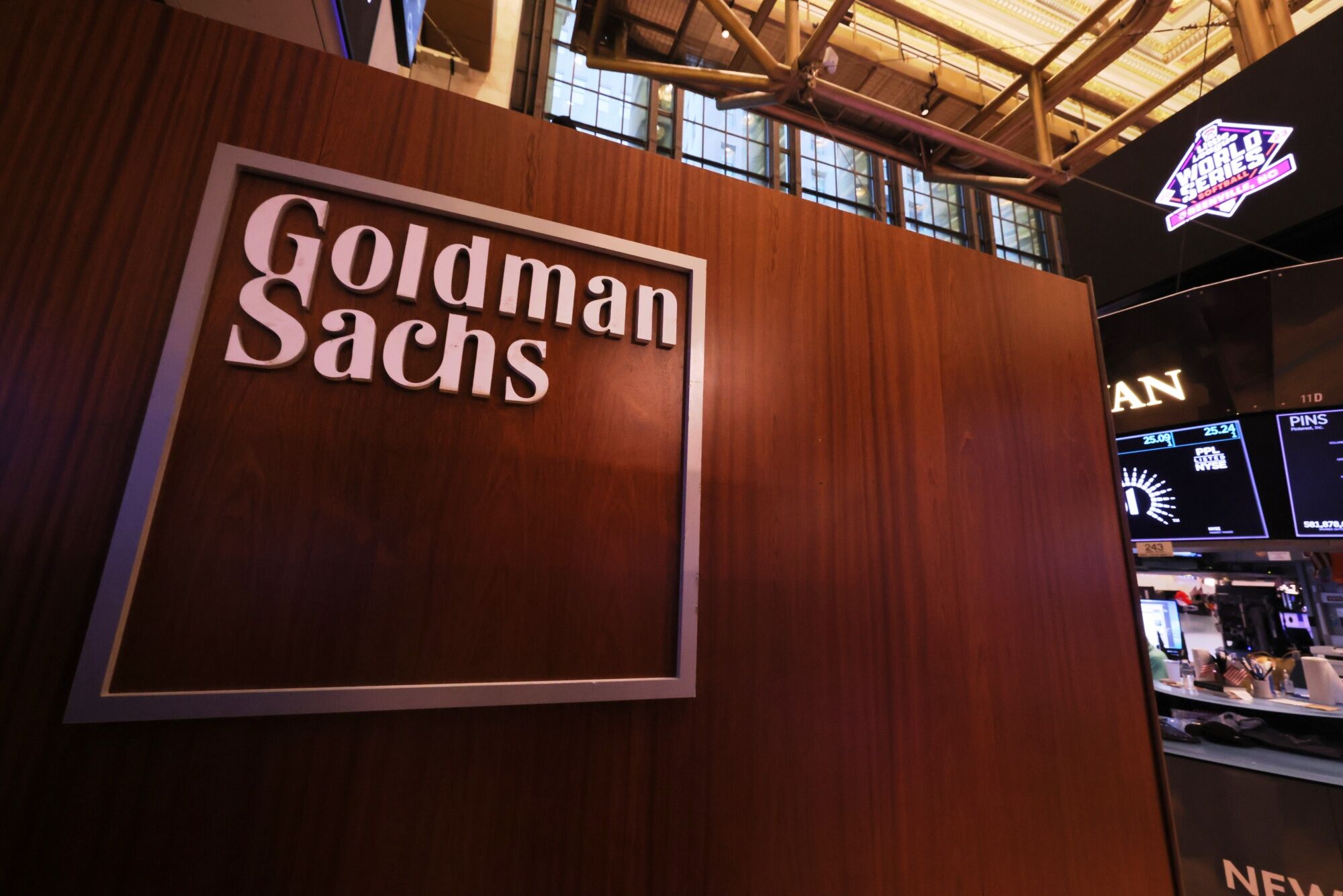 Goldman’s JPMorgan Copycat ETF Launches in ‘Early Days’ of Boom