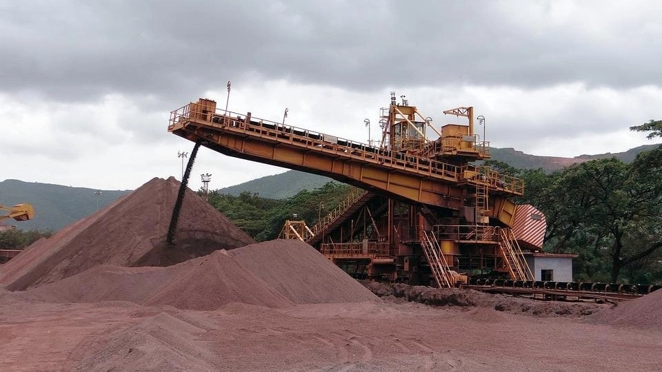 Here's How Rising Iron Ore Prices Will Impact Domestic Metal Companies