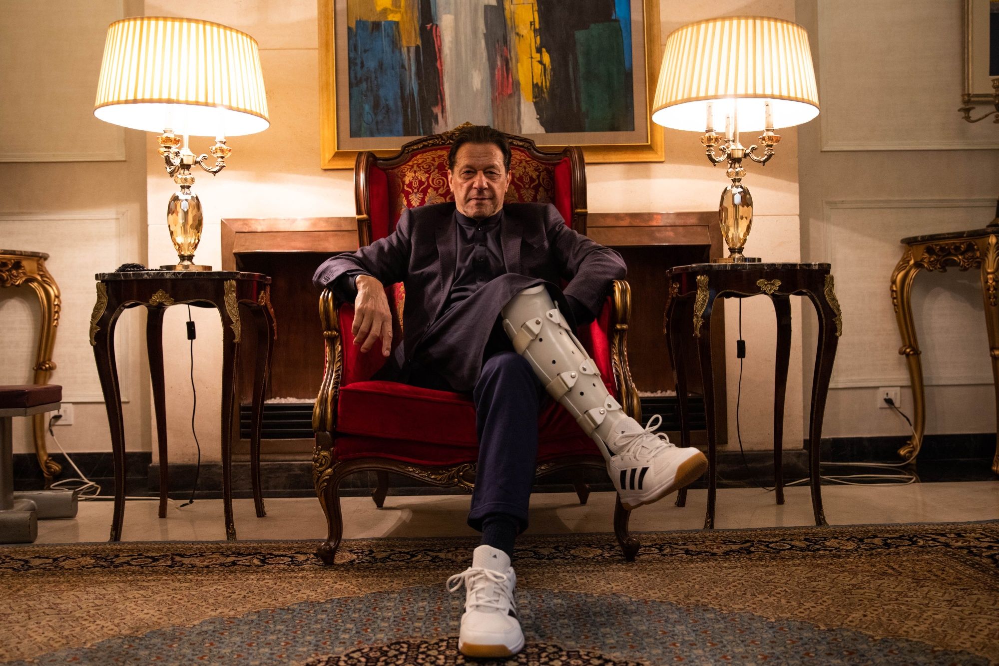 Imran Khan Confident of Election Win, Backs IMF Role in Pakistan