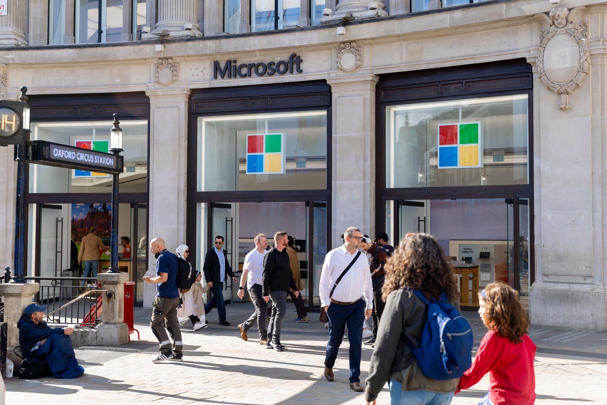 Microsoft Cuts 1,900 Jobs in Gaming, Including at Activision