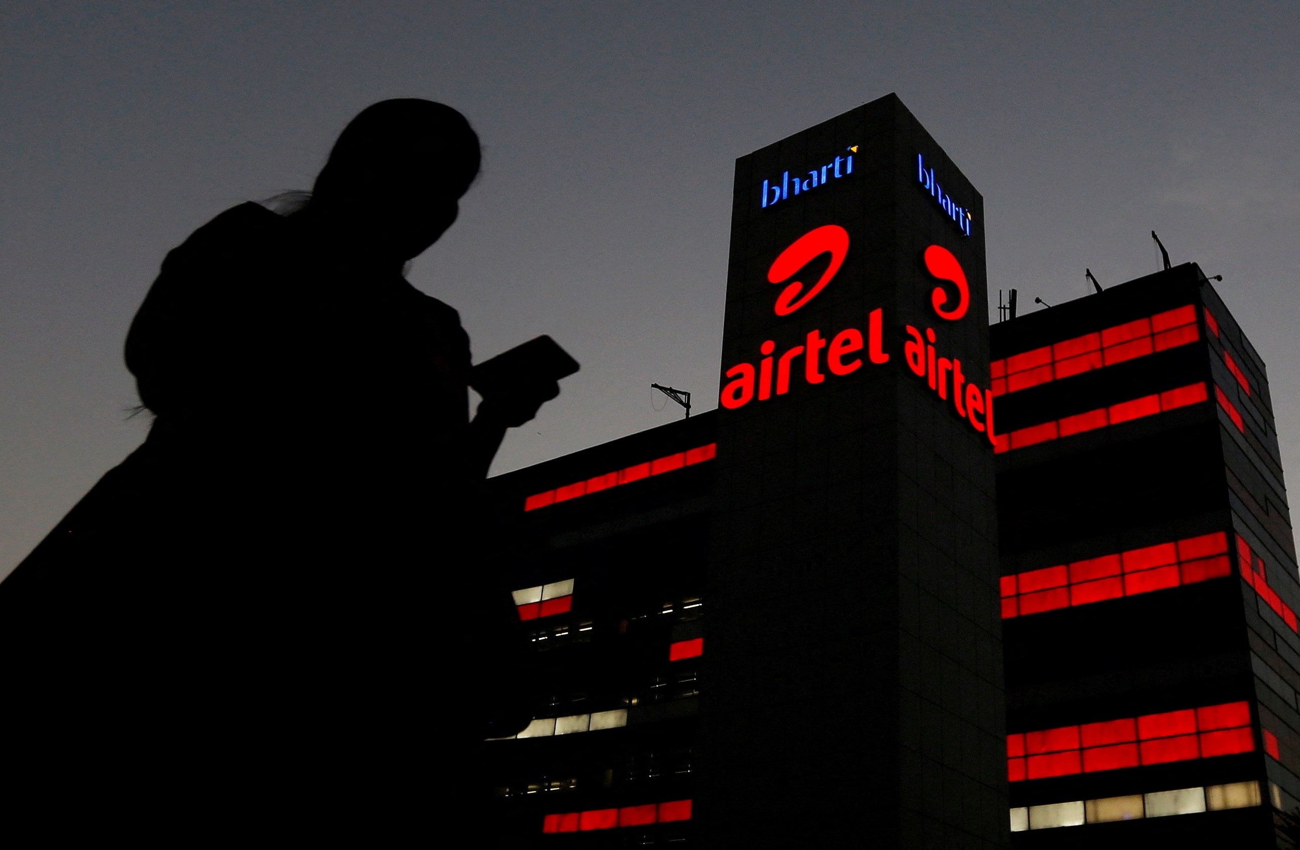 Airtel Rolls Out Family Plans Starting Rs 599 To Increase Postpaid User ...