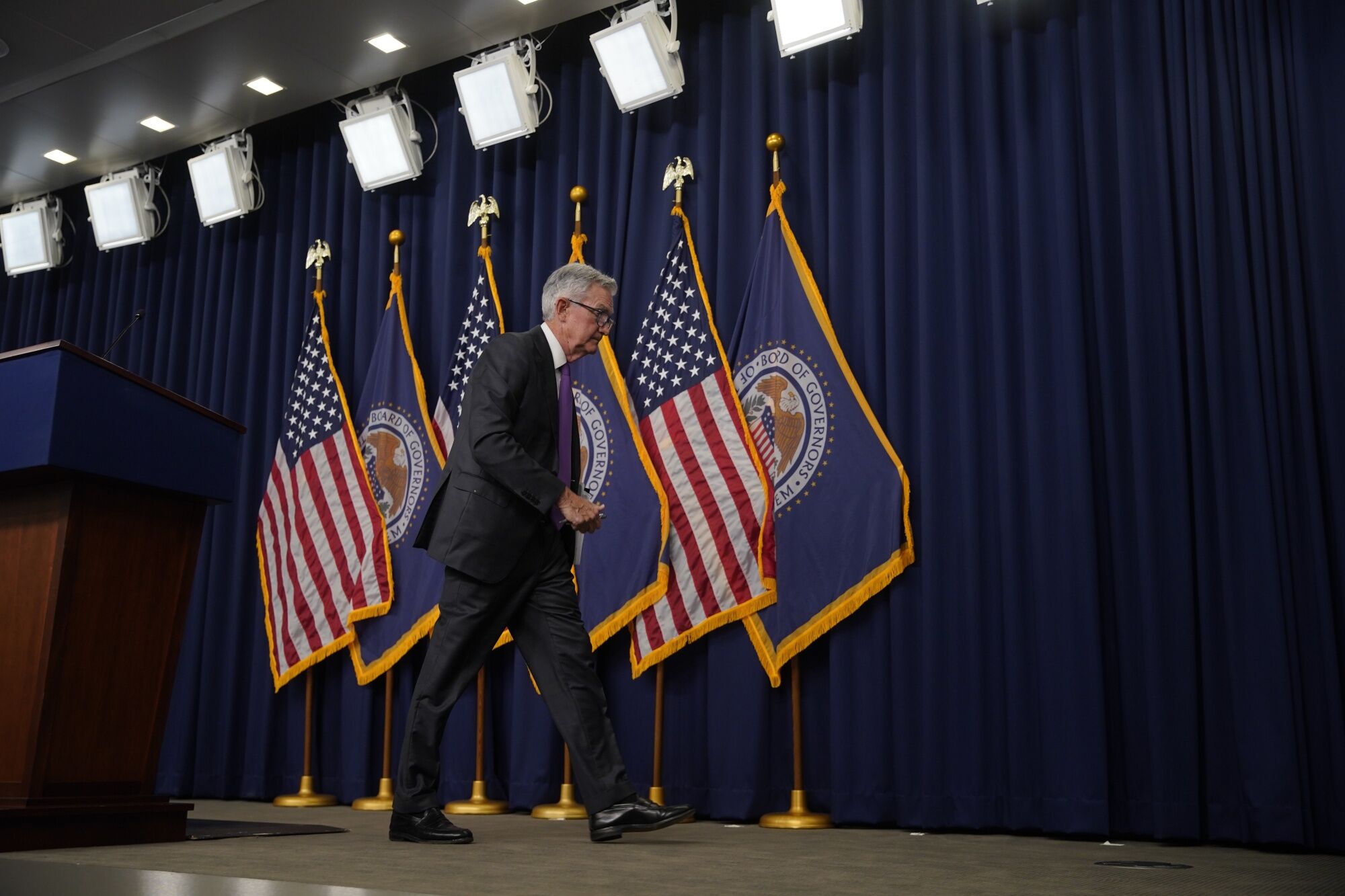 Goldman Pencils In First Fed Rate Cut For Second Quarter Of 2024