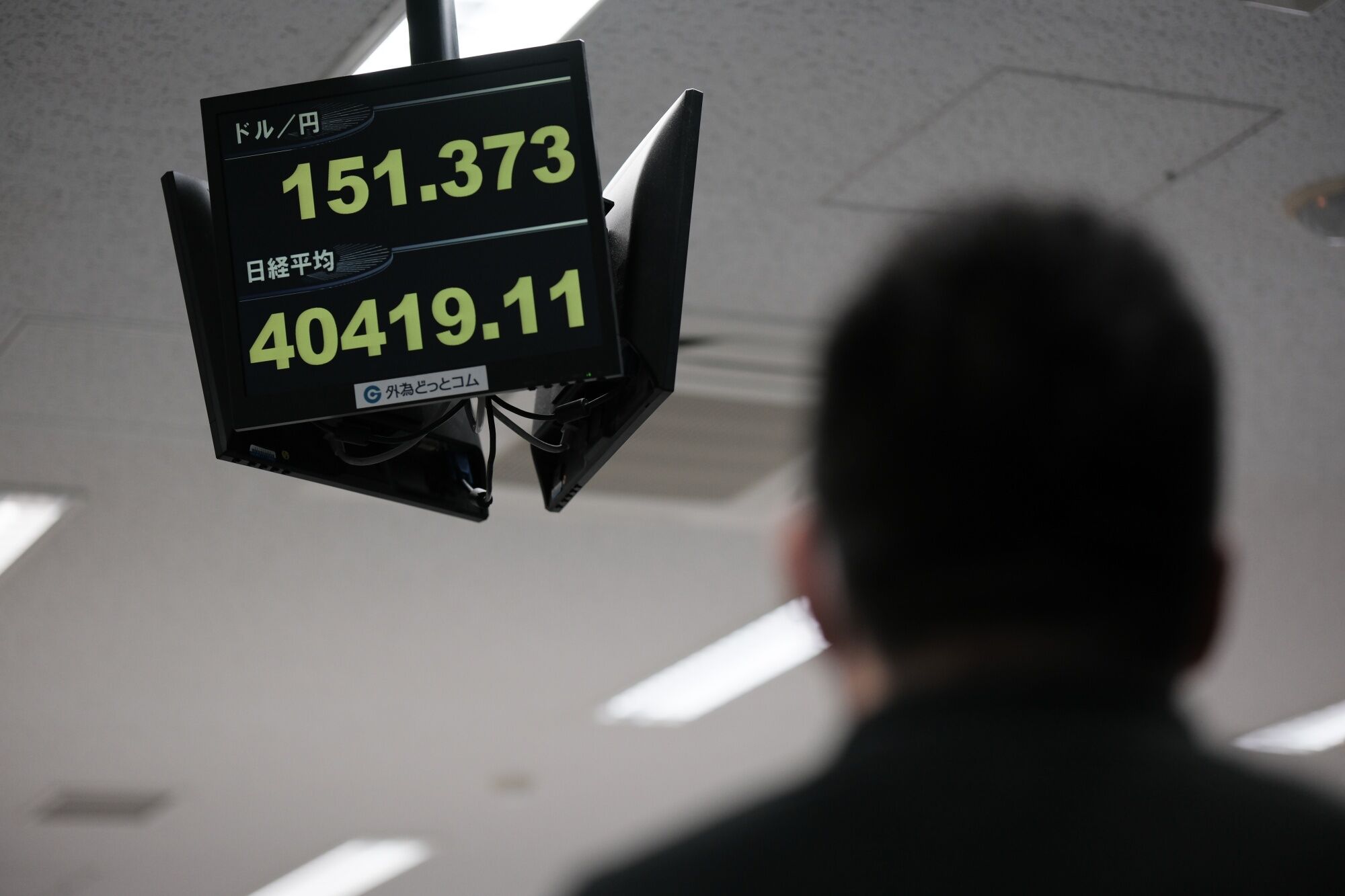 Microsoft, Alphabet And AMD Struggle To Meet AI Expectations