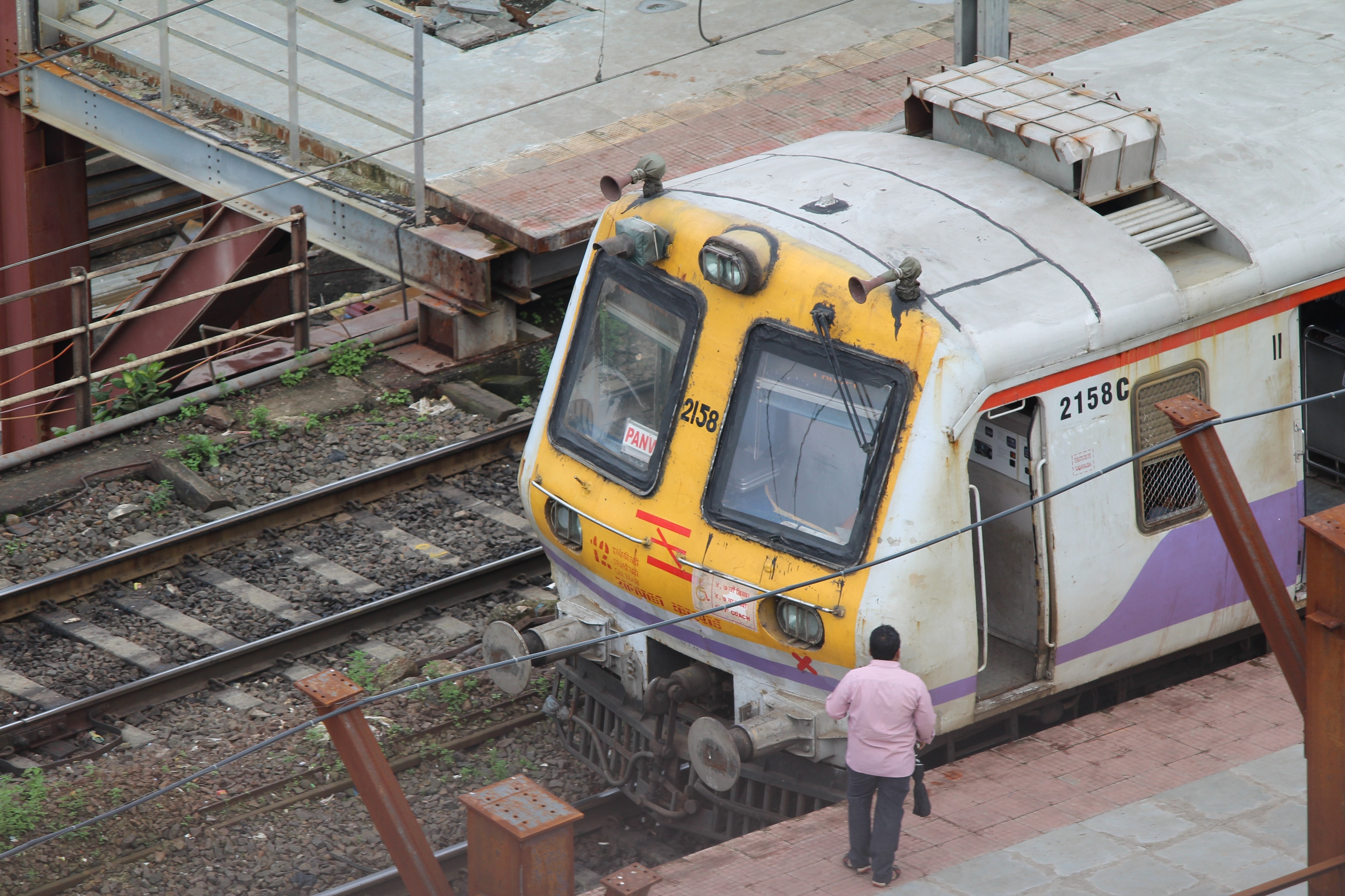 Mumbai Local Train Update: Kalyan-Kasara Train Line Closed Due To ...