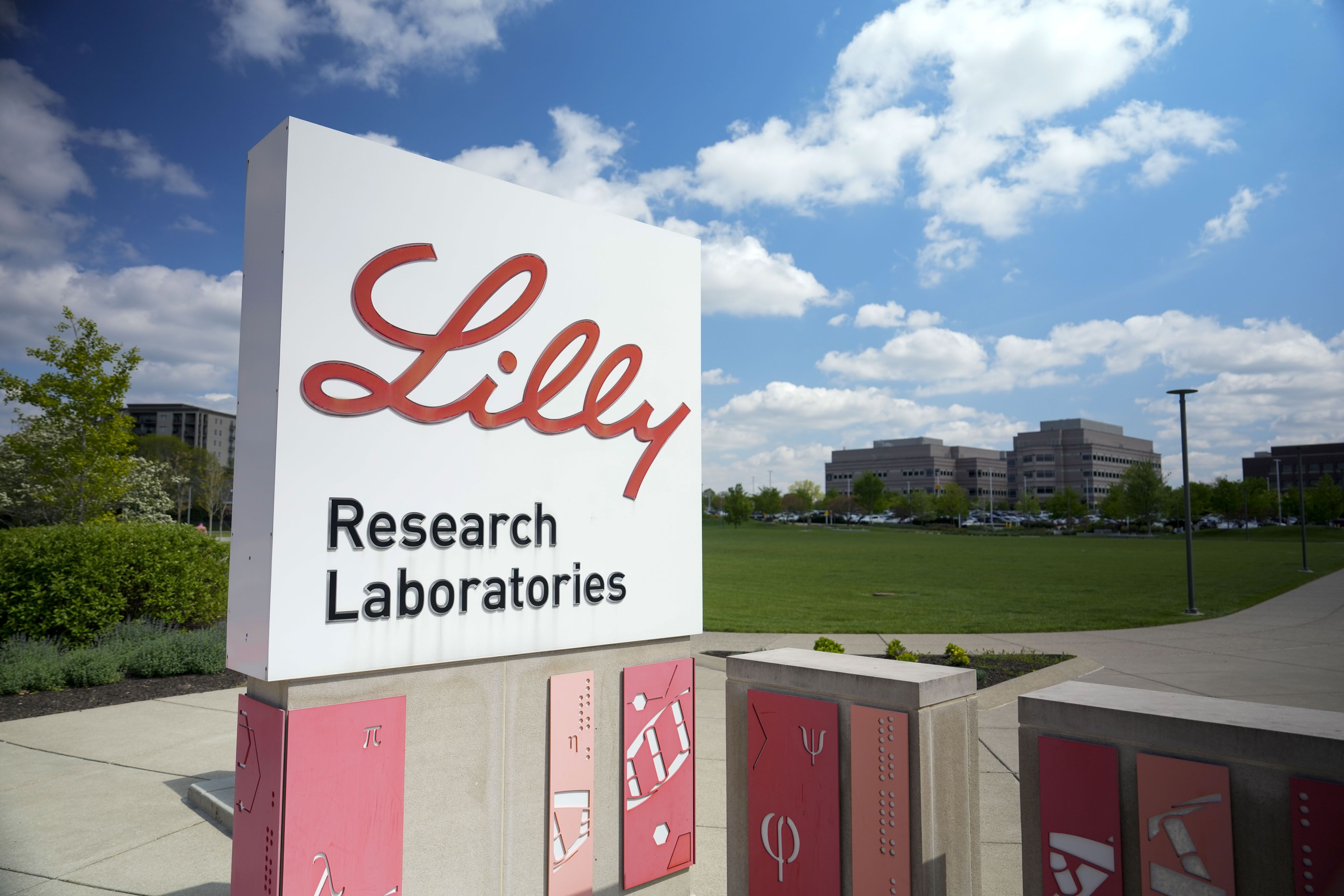 Eli Lilly Wins FDA Nod For Obesity Drug That Rivals Wegovy, Ozempic