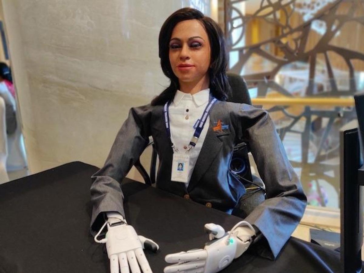 Who Is Vyommitra? Meet The Female Robot That ISRO Is Sending On ...