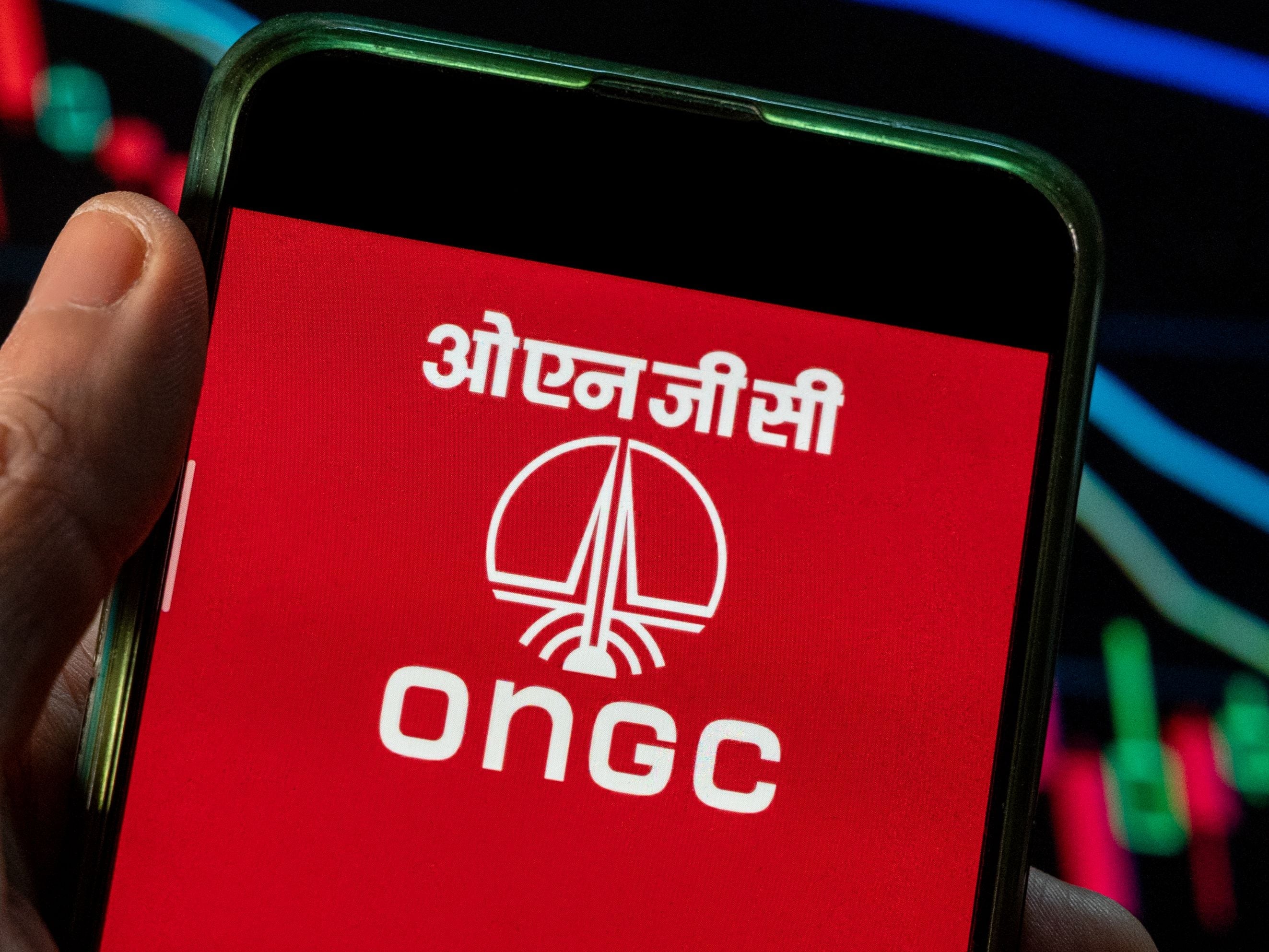 ONGC Chopper Falls Into Sea; 4 Dead