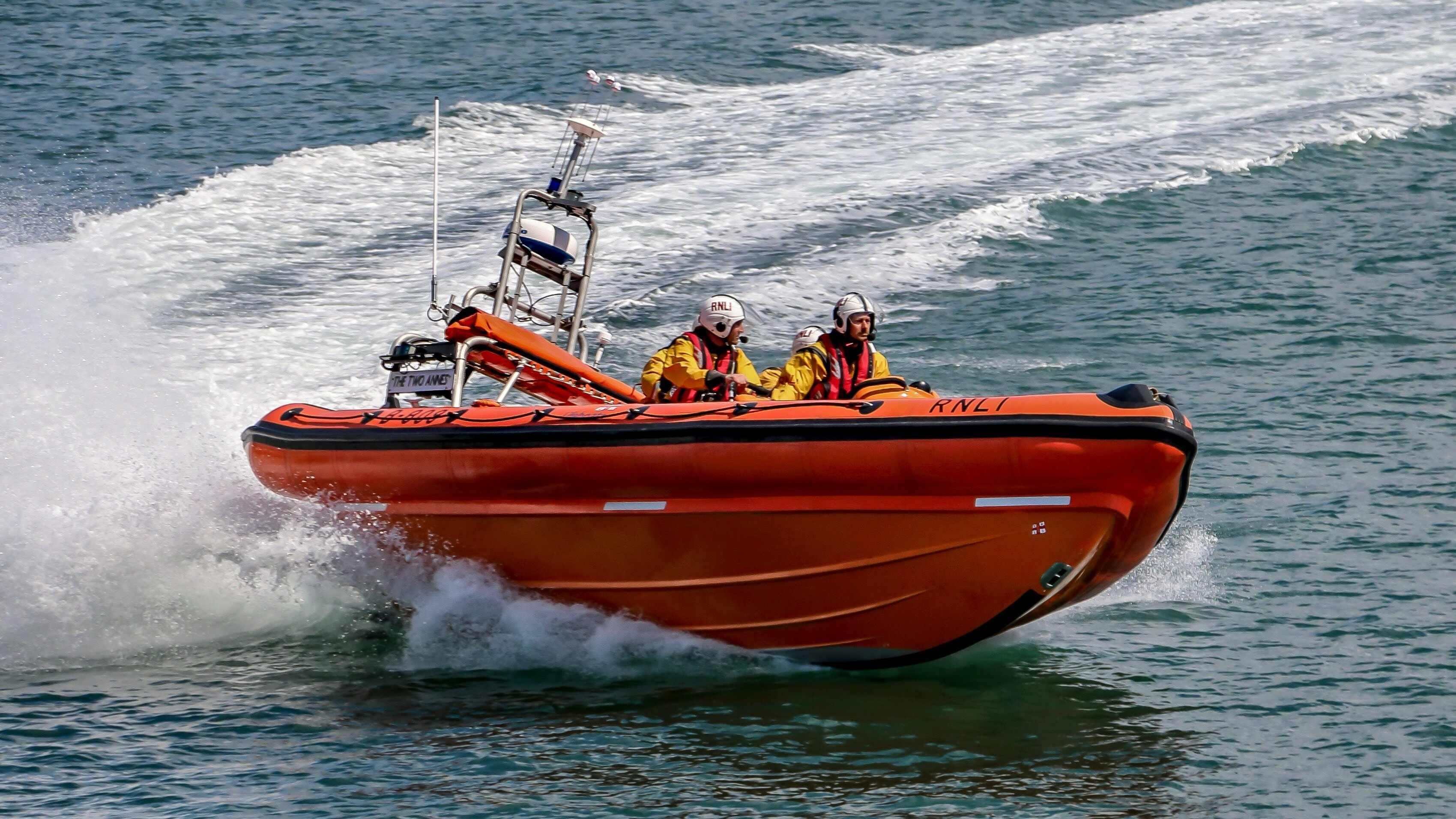 Indian Coast Guard Ships Arrives In Sri Lanka For Training Missions