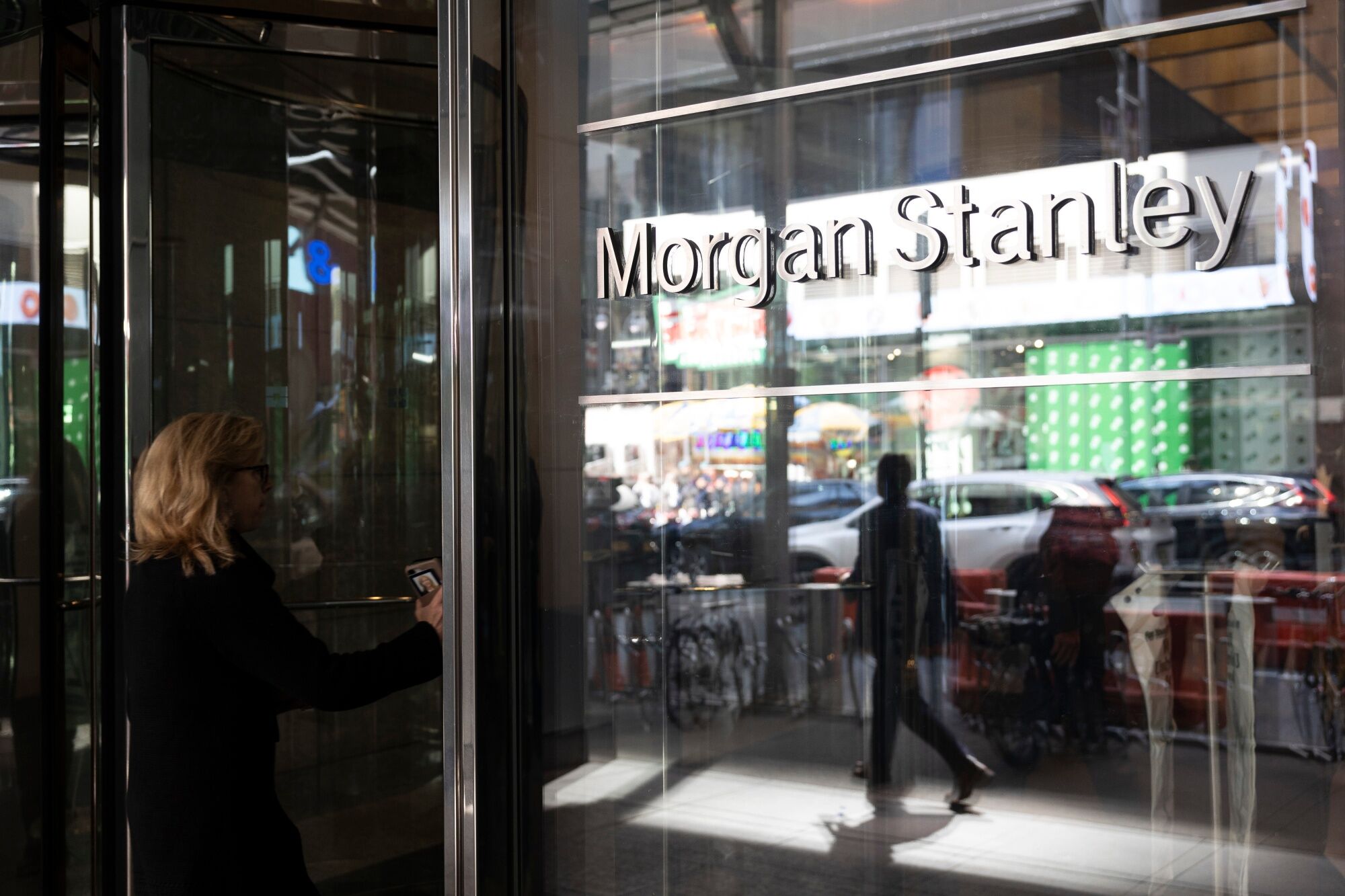 Morgan Stanley Turns Bullish On U.S. Banks Over Capital Rules