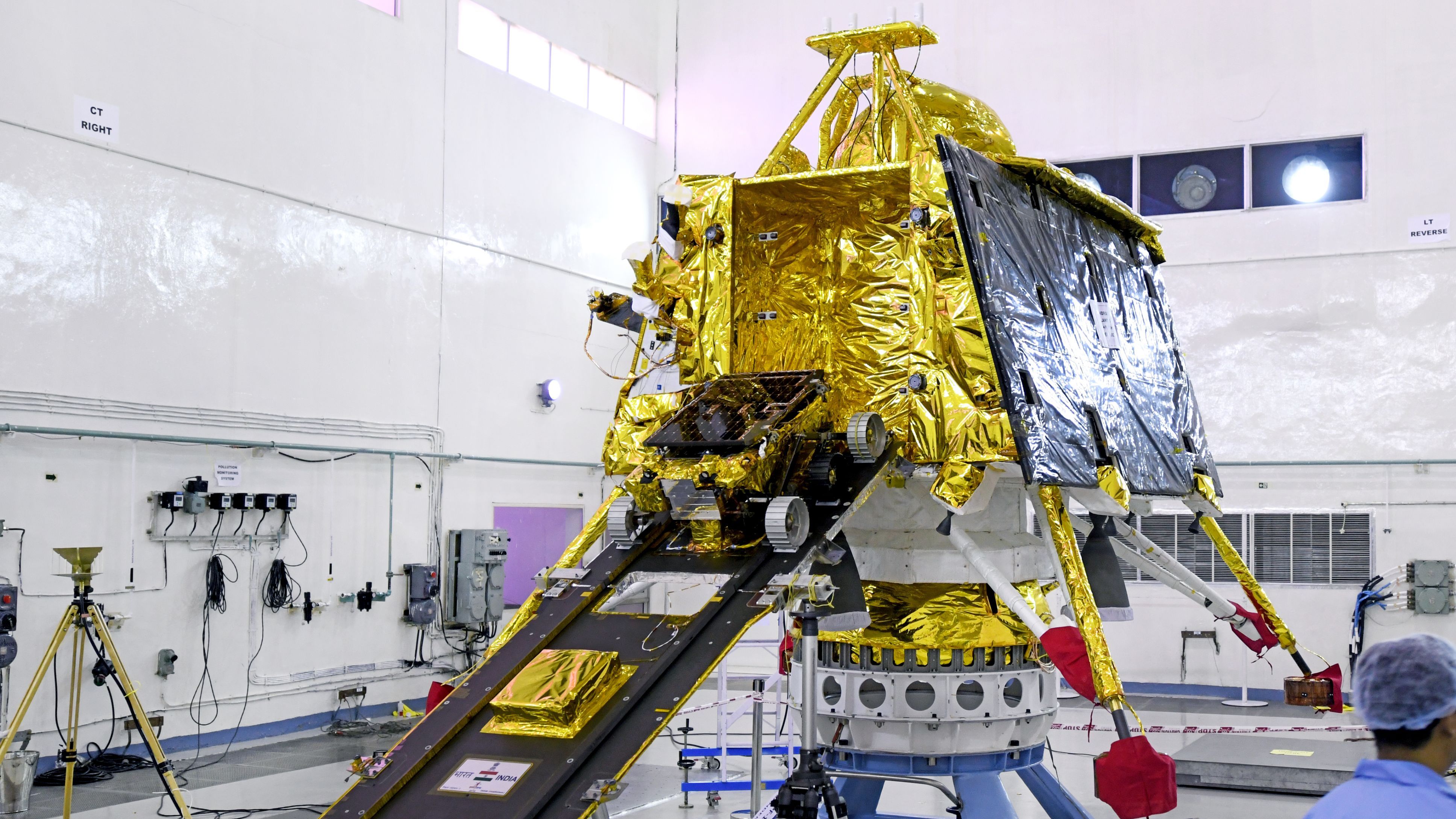 China and India’s Moon Rovers Take Different Paths on Historic Missions