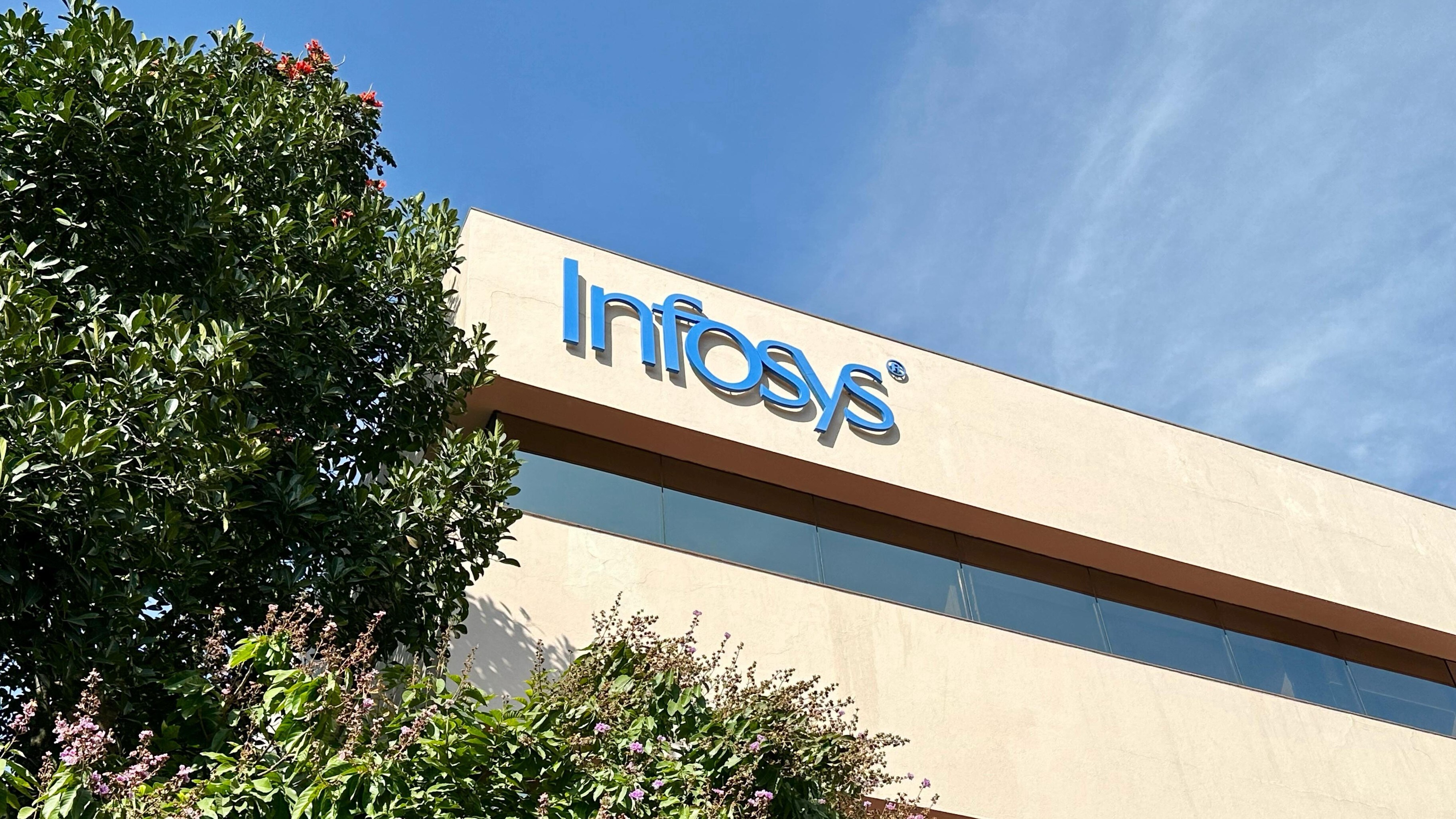 India's Top 10 Firms Suffer Rs 7,728-crore Market Cap Loss; Infosys and ...