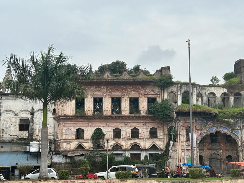 'Kisano Ka Karz Maaf; Bijli Bill Half': Here's What Parties Are ...