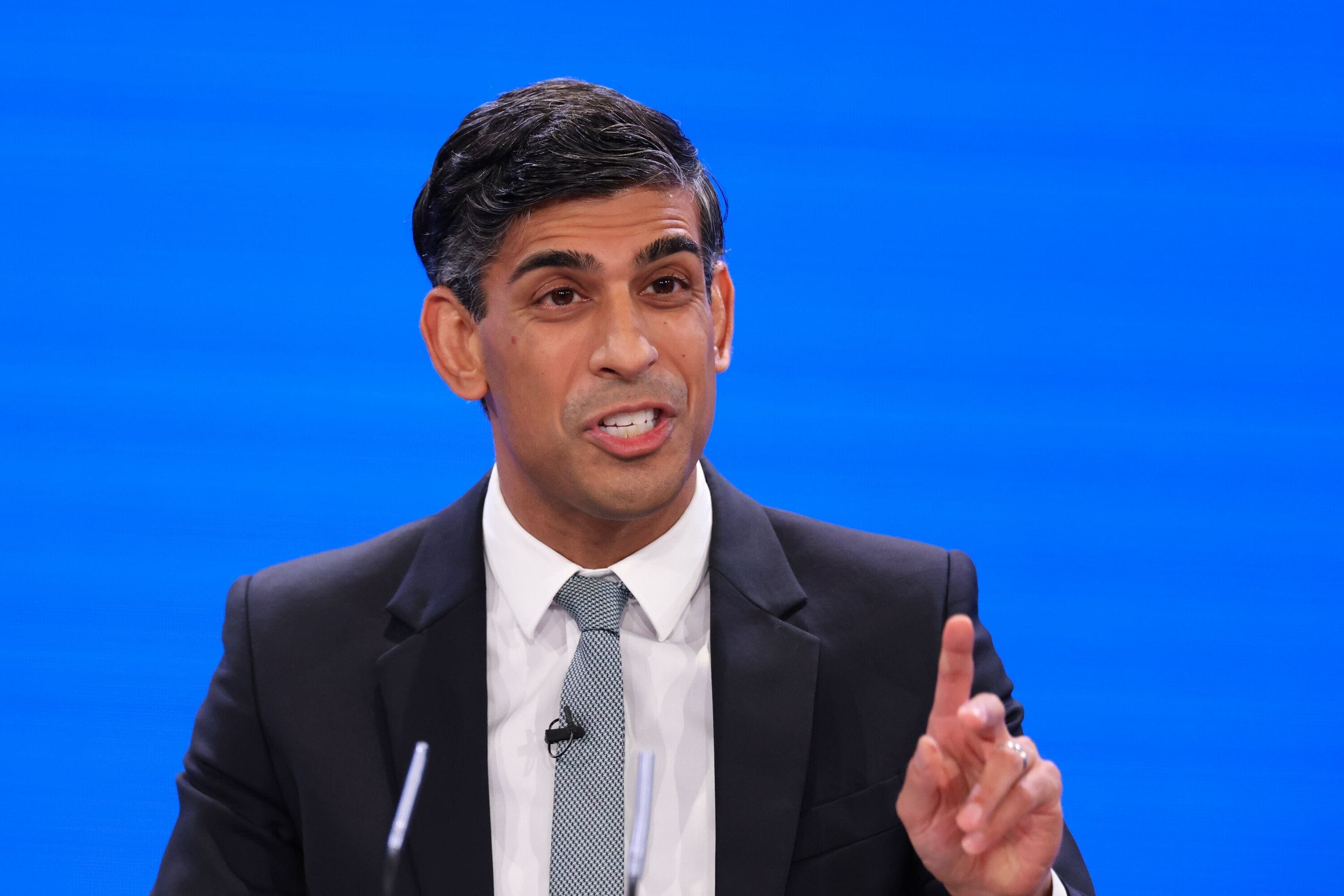 Sunak Resists Calls to Back Gaza Ceasefire as MP Pressure Builds