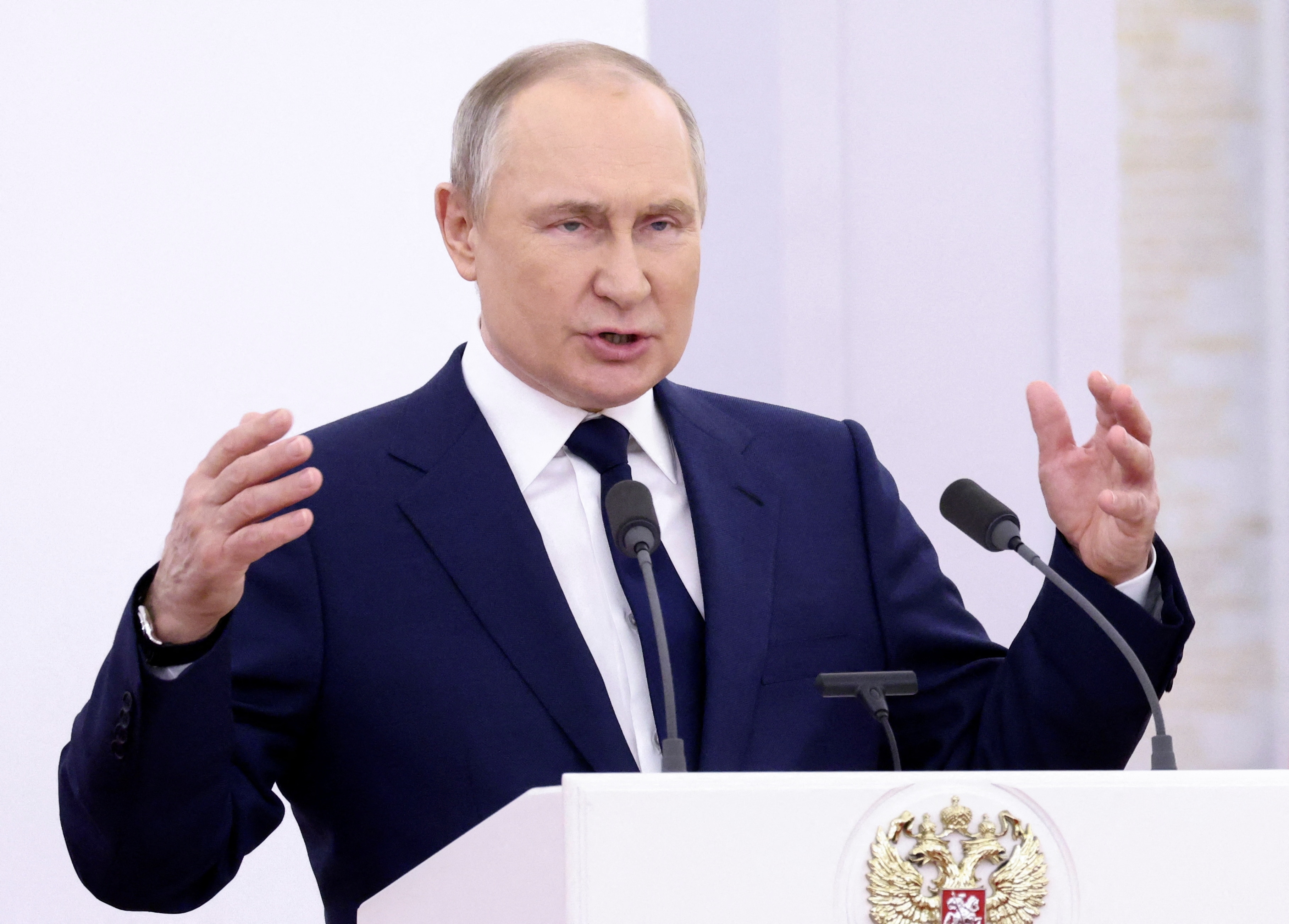 Putin Says Belarus Got First Russian Nuclear Weapons as Planned
