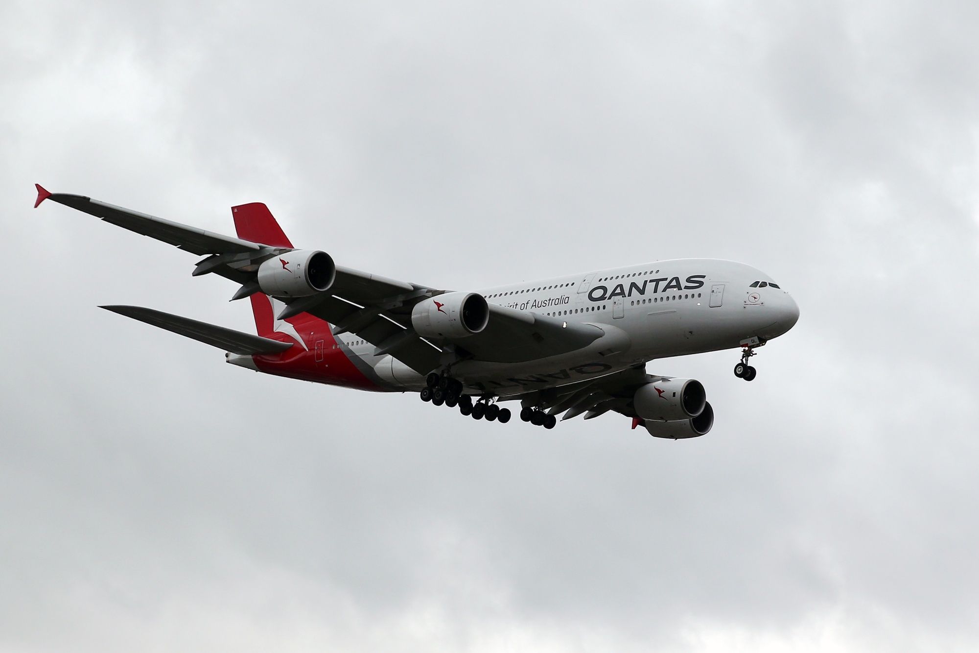 Airlines Resurrect Ancient Jumbo Jets to Meet First- and Business-Class ...