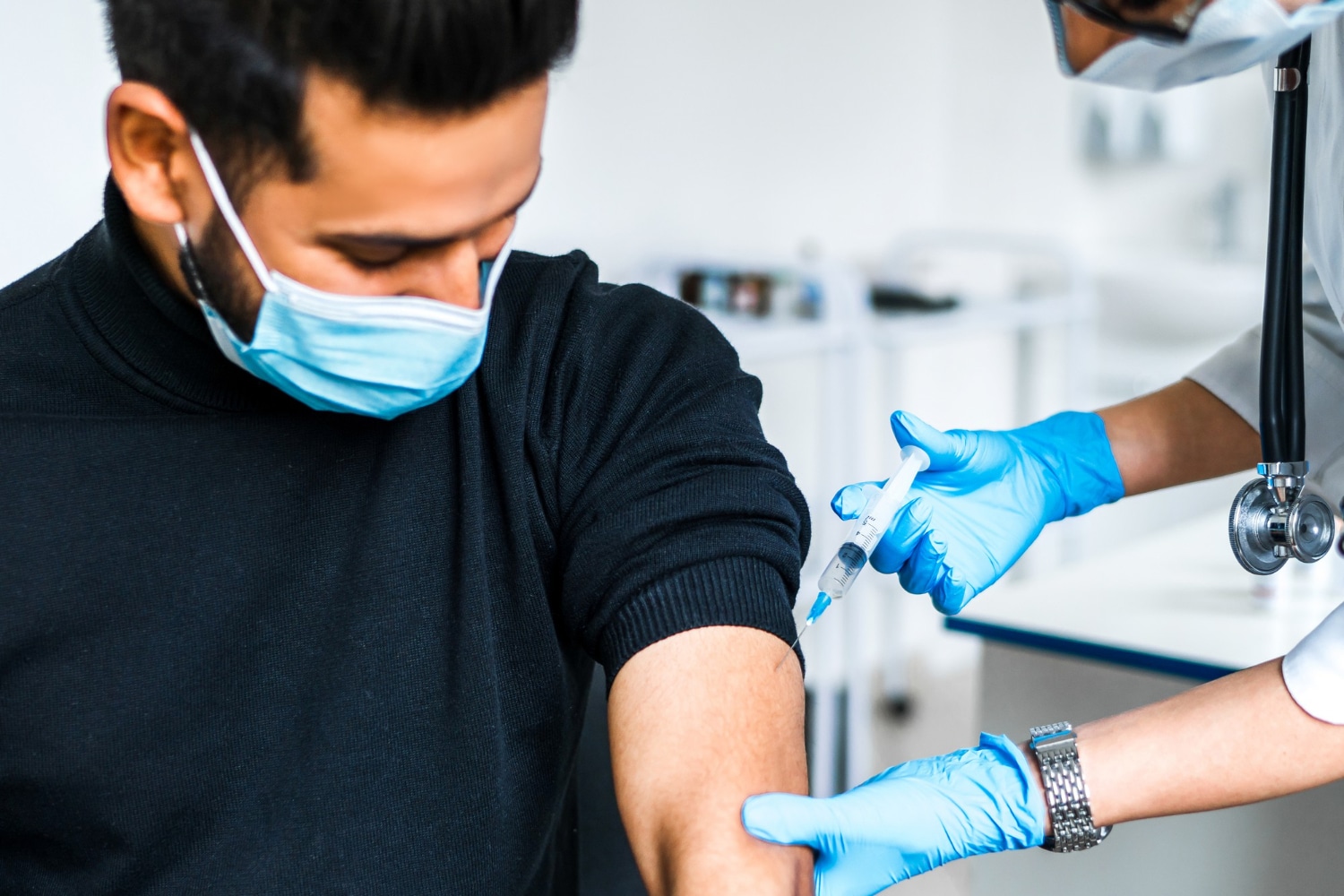Flu Shots For Winter: Who Needs Them, When To Take Them And Why