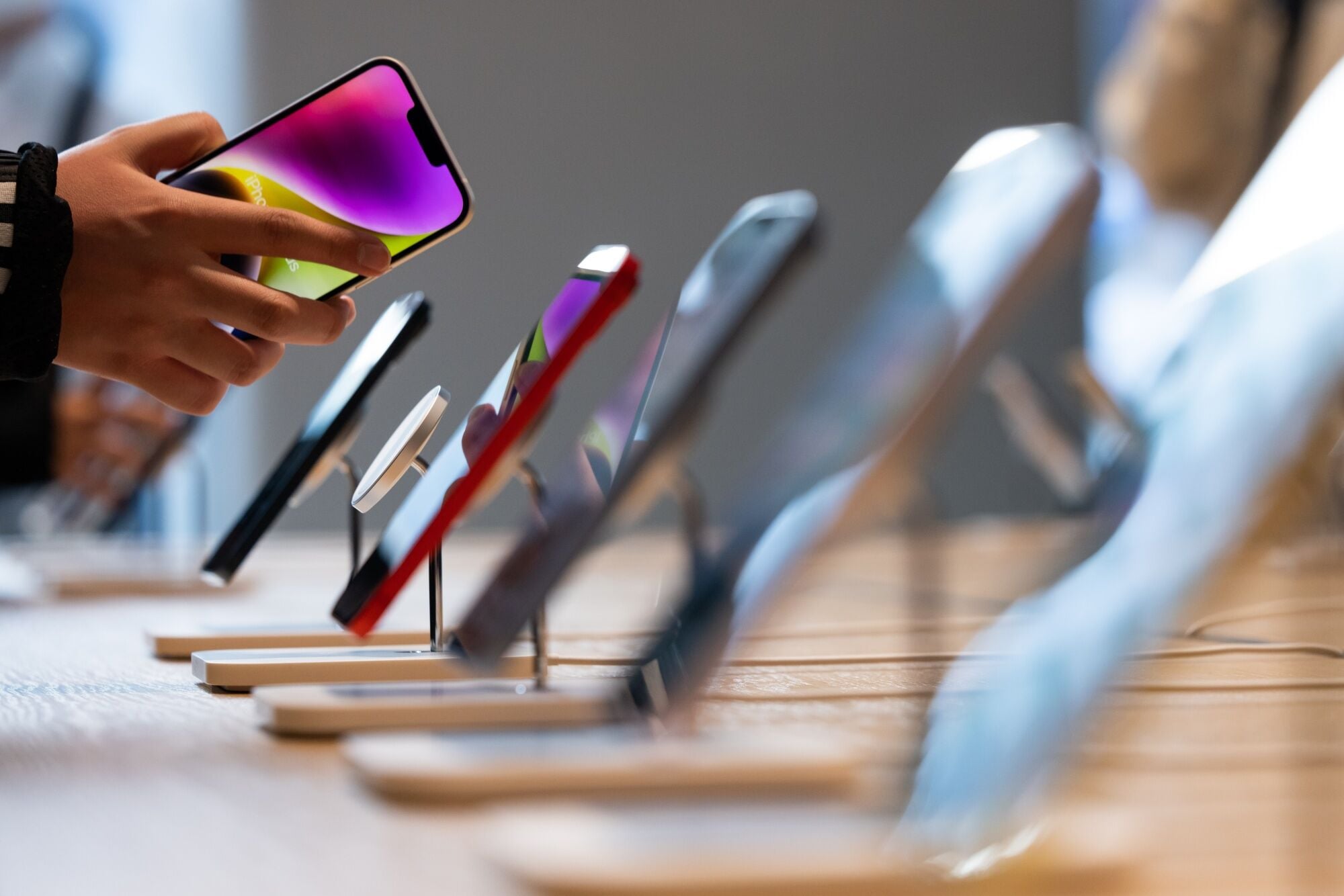 Apple’s Cheapest iPhone Surges in Popularity After Upgrades